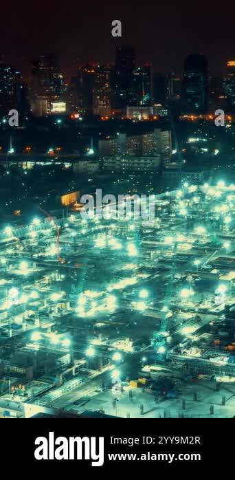 Time lapse cityscape and construction site in metropolis panoramic view ...
