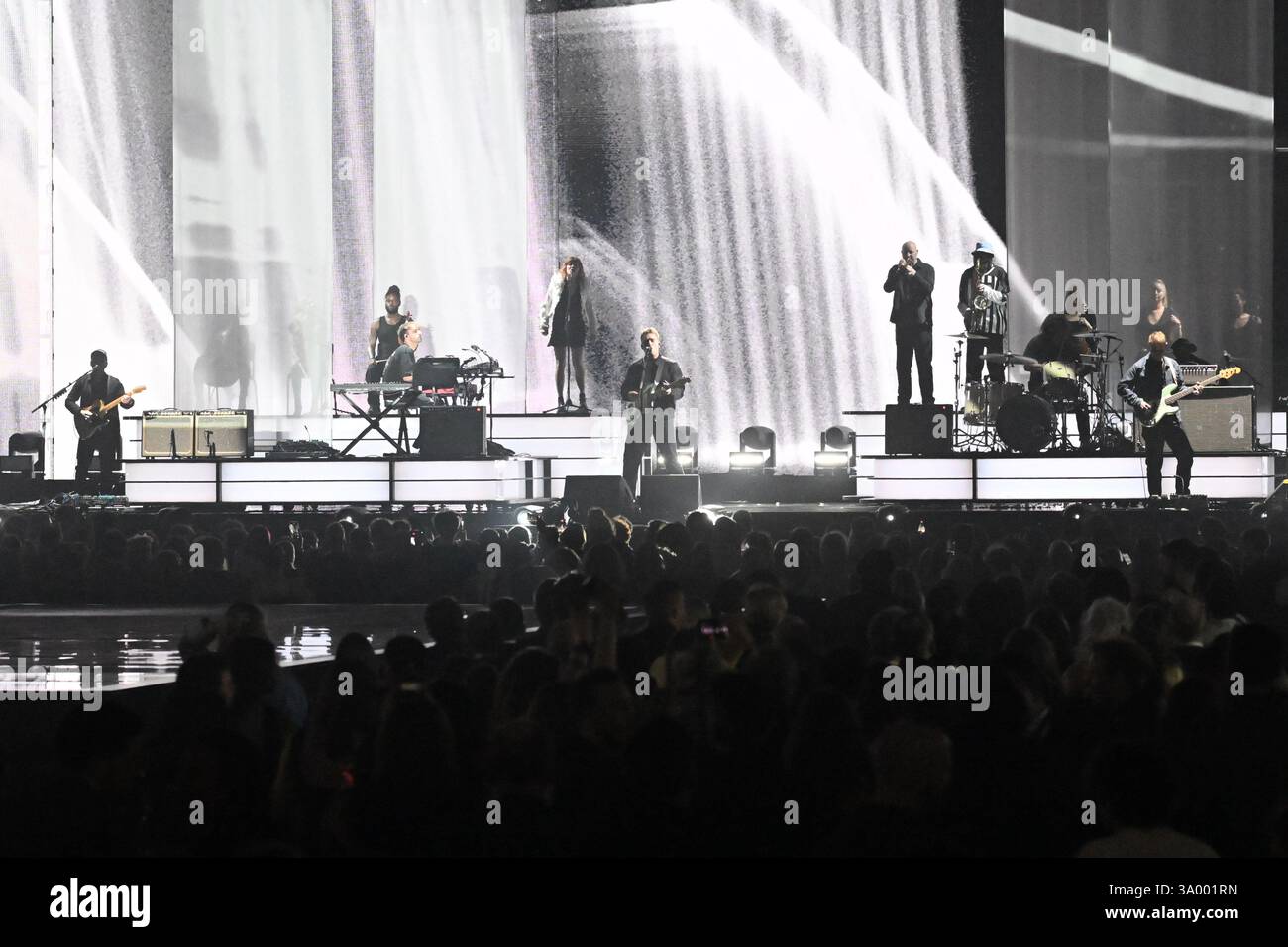 Sam fender 2025 hi-res stock photography and images - Alamy