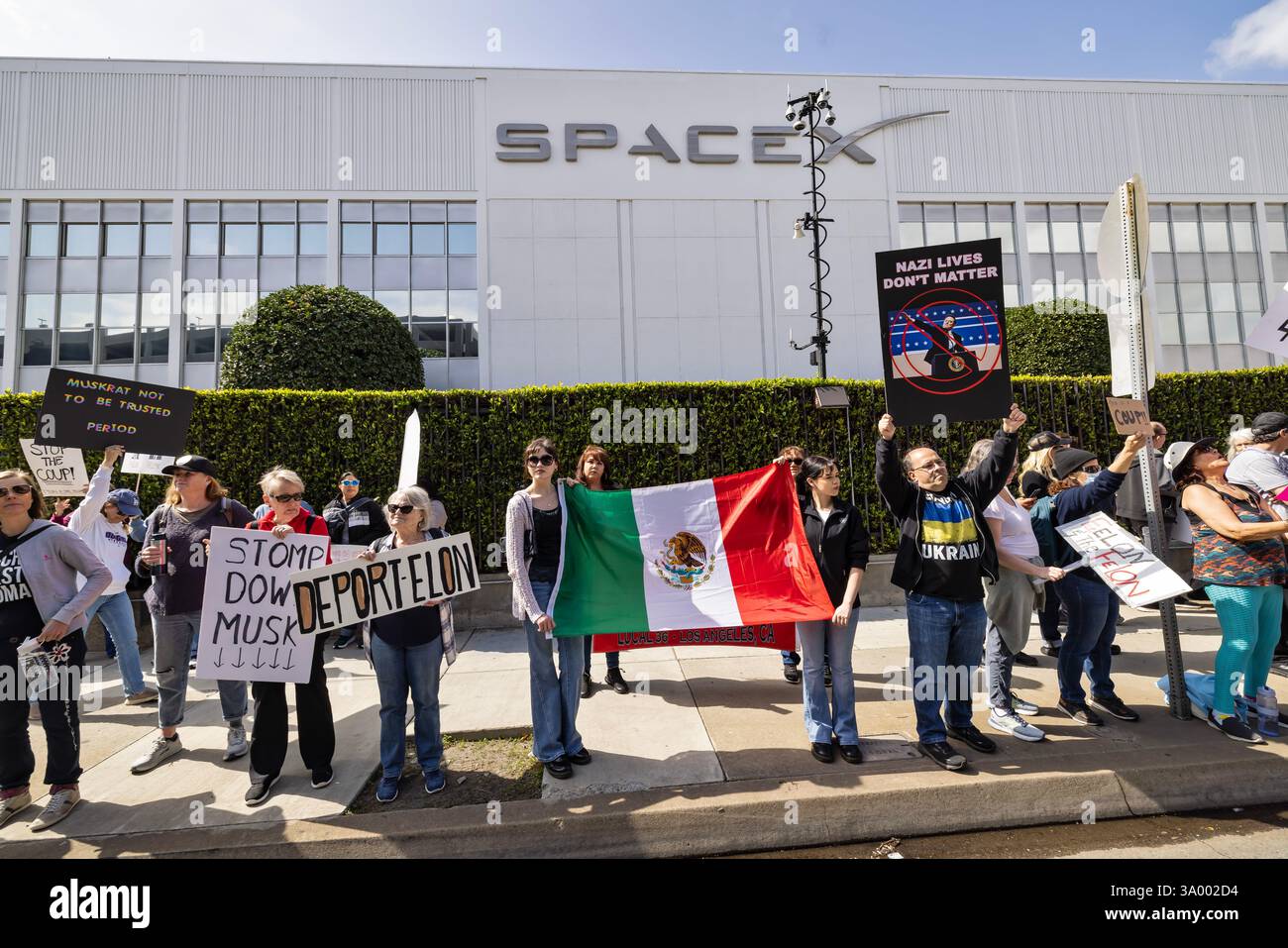 A protest against Elon Musk was held in front of the SpaceX ...