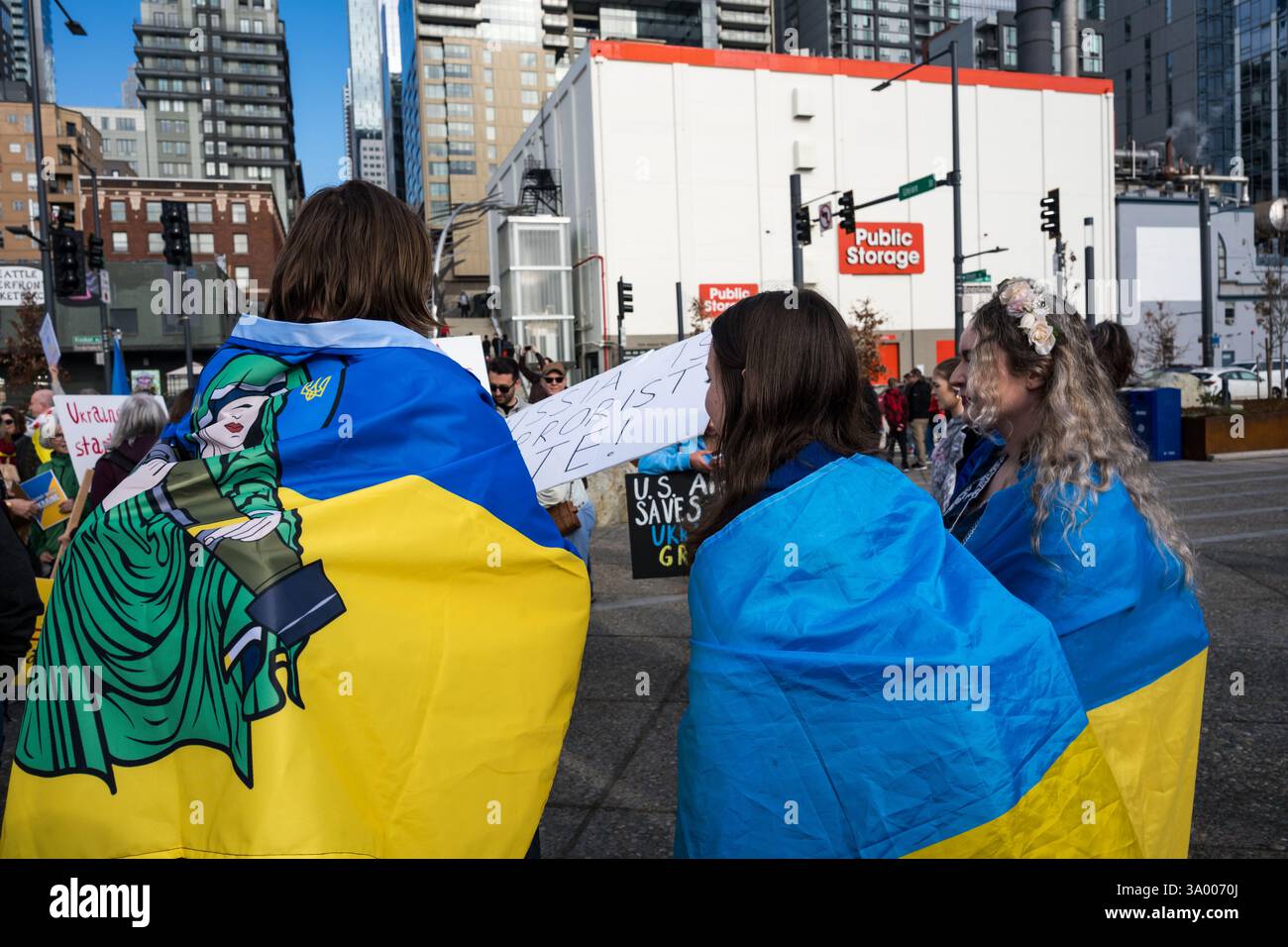 Seattle, USA. 1st Mar 2025. Supporters of Ukraine rallied on the ...