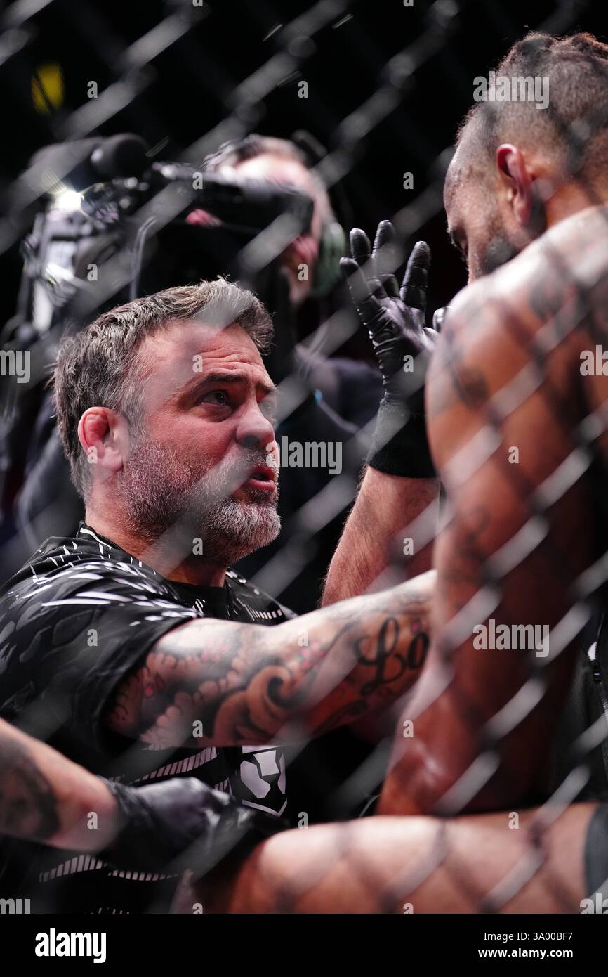 LAS VEGAS, NV - MARCH 1: Austen Lane and Mario Pinto meet in the ...