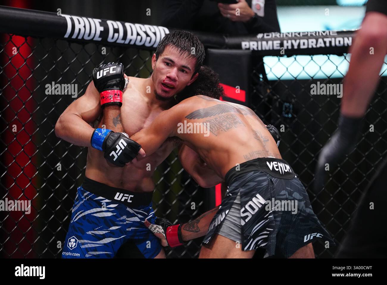 LAS VEGAS, NV - MARCH 1: Charles Johnson and Ramazan Temirov meet in ...
