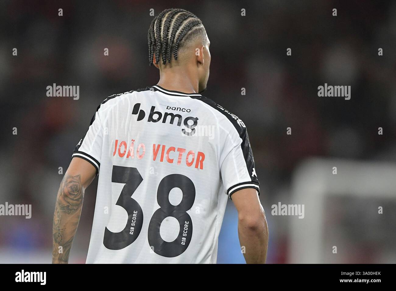 RJ - RIO DE JANEIRO - 03/01/2025 - CARIOCA 2025, VASCO x FLAMENGO - Joao Victor player of Vasco ...