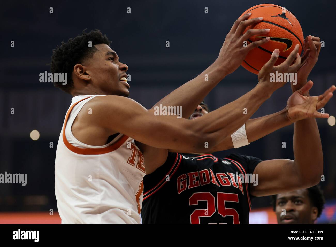 AUSTIN, TX - MARCH 01: Texas Longhorns guard Julian Larry (1) and ...