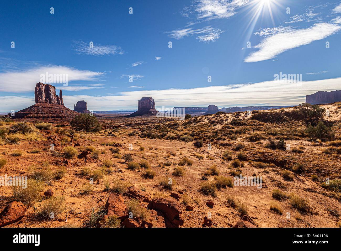 Hiking the Wildcat Trail at the beautiful Monument Valley Stock Photo ...