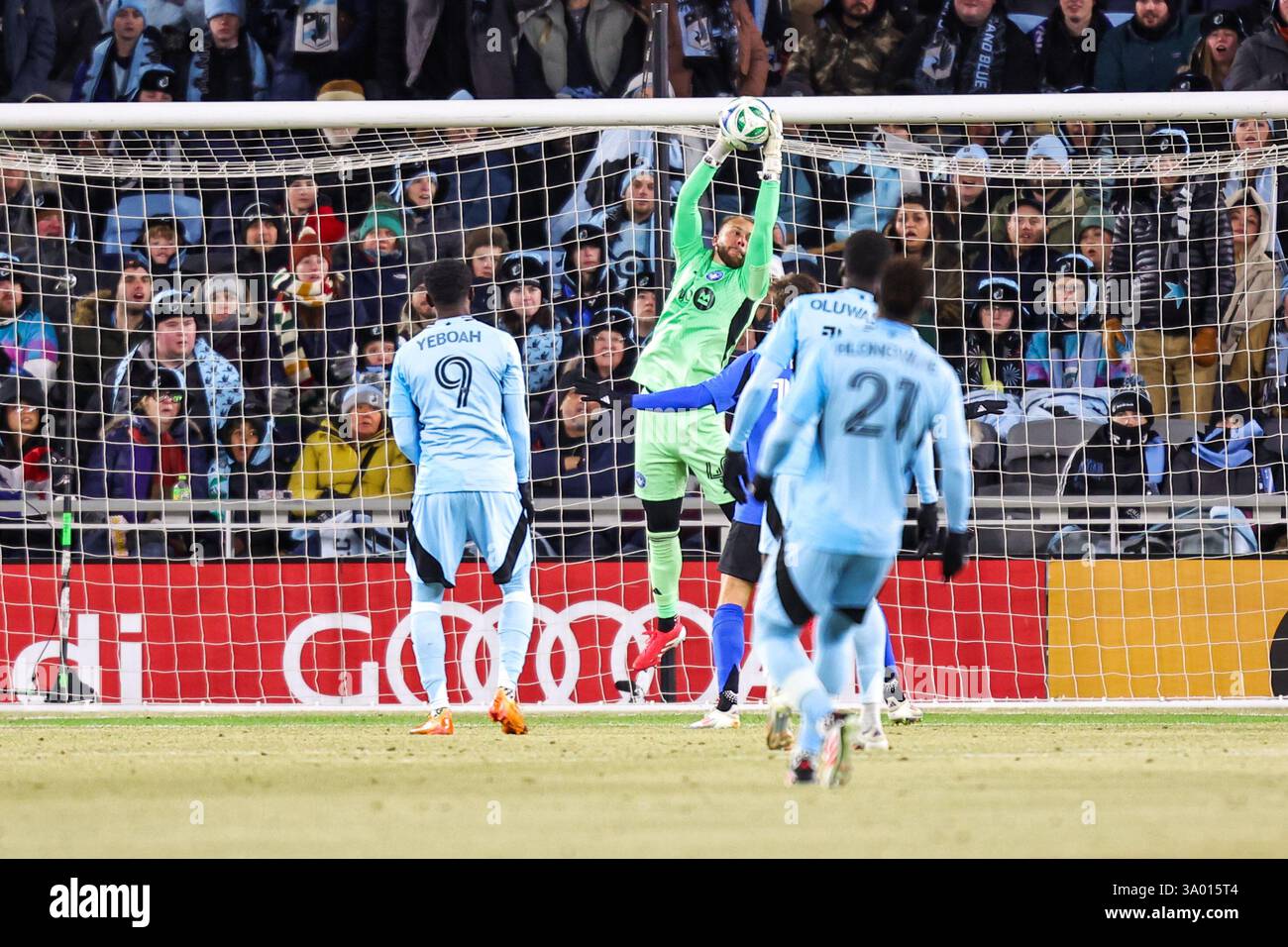 St. Paul, MN, USA. March 1st, 2025: CF Montréal goalkeeper Jonathan ...