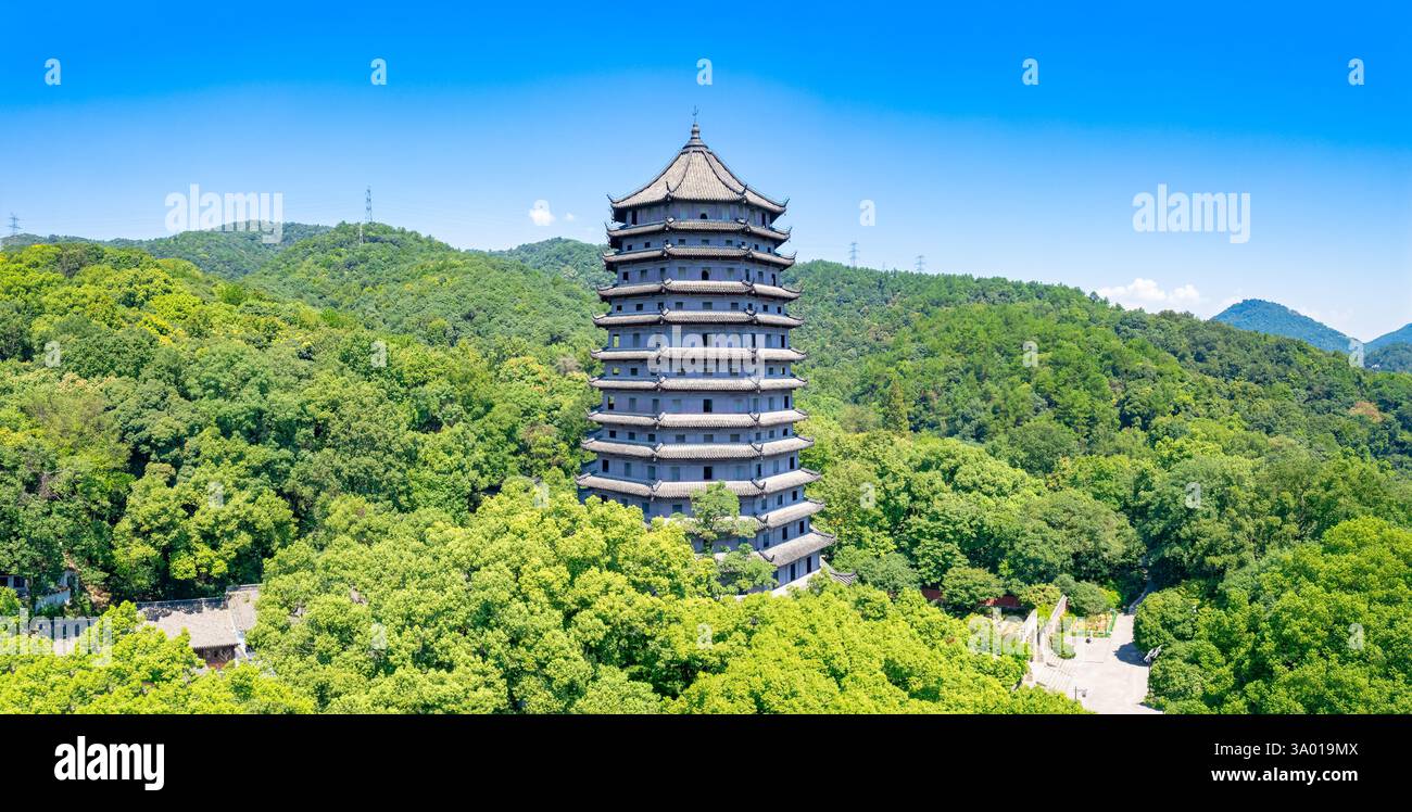 Liuhe Pagoda Cultural Park, Hangzhou, Zhejiang, China Stock Photo - Alamy