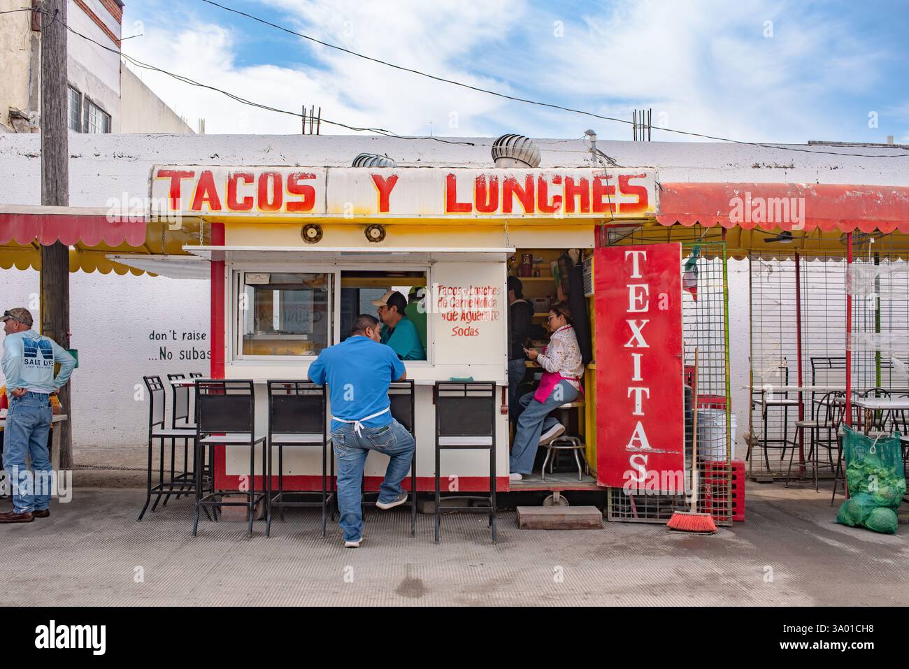 Texitas, a small, taco stand with al fresco, outdoor seating in Nuevo ...