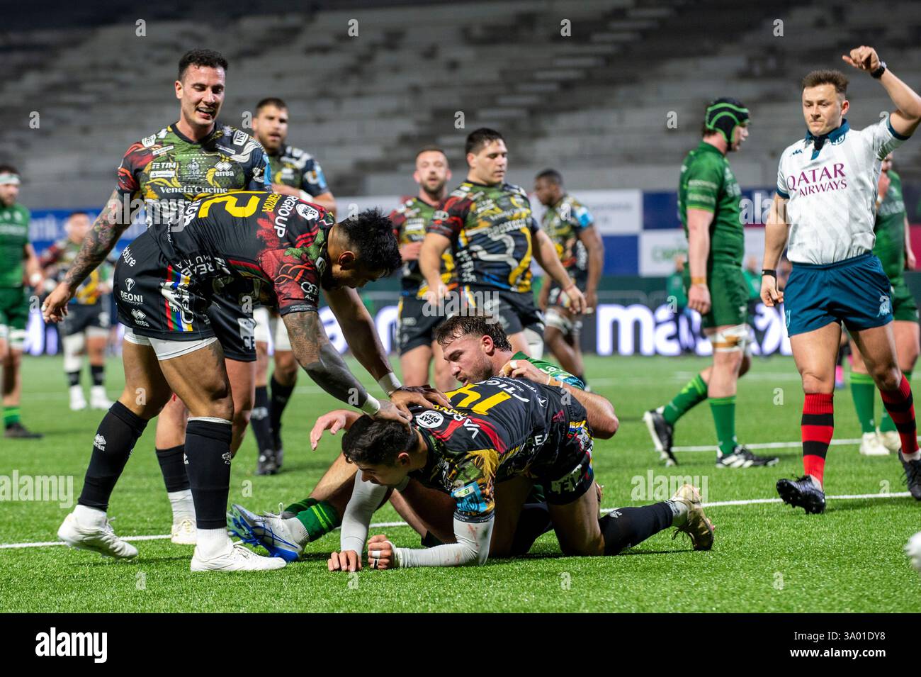 Galway, Ireland. 02nd Mar, 2025. Ignacio Mendy of Benetton scores a try ...