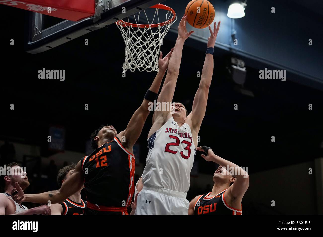 Saint Mary's forward Paulius Murauskas (23) and Oregon State forward ...