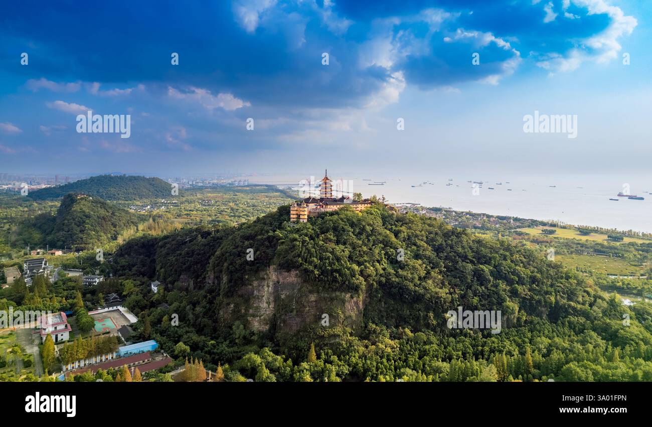 Wolf Mountain Scenic Spot, Nantong, Jiangsu, China Stock Photo - Alamy