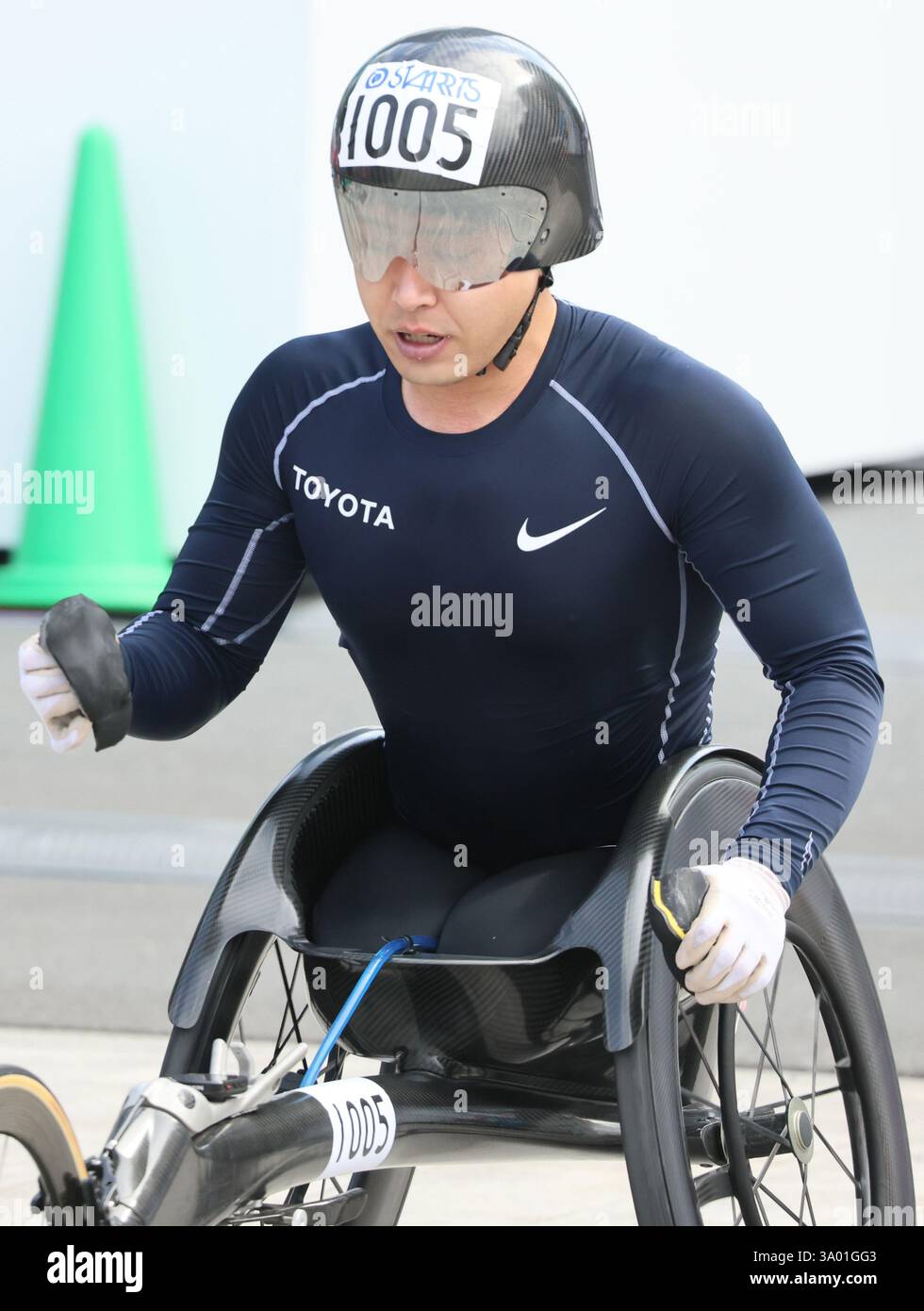 Tokyo, Japan. 2nd Mar, 2025. Tomoki Suzuki of Japan crosses the finish line of the Tokyo ...