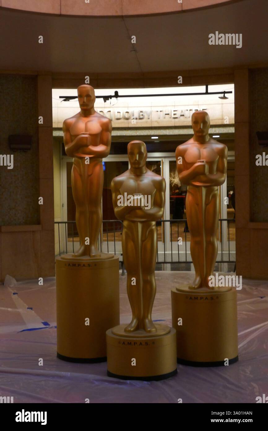 Hollywood, California, USA 1st March 2025 Oscars Statues at Entrance of ...