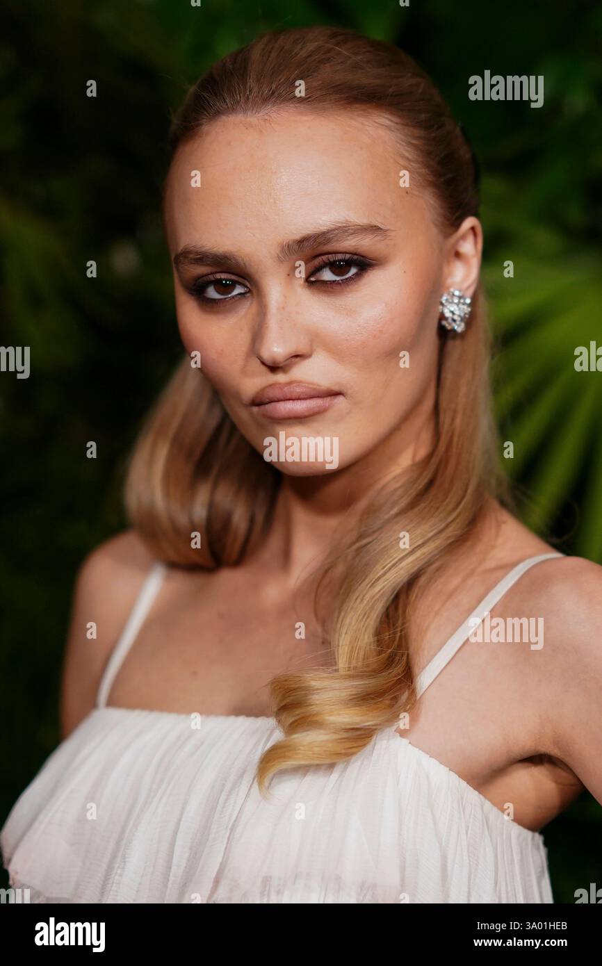 Lily-Rose Depp arrives at Chanel's 16th Annual Pre-Oscar Awards Dinner ...