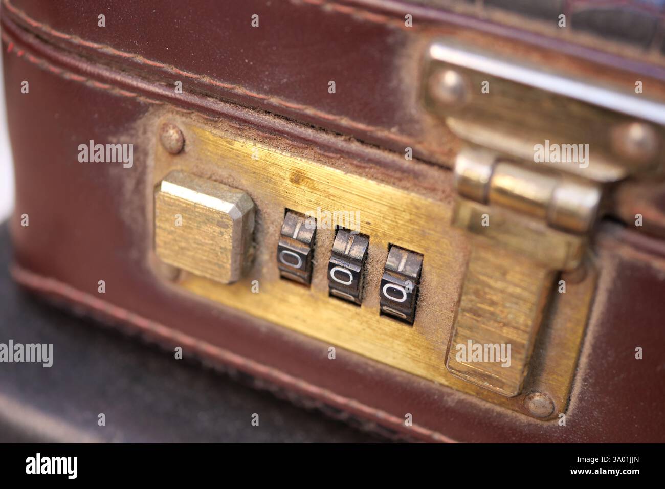 Vintage suitcase combination lock hi-res stock photography and images ...