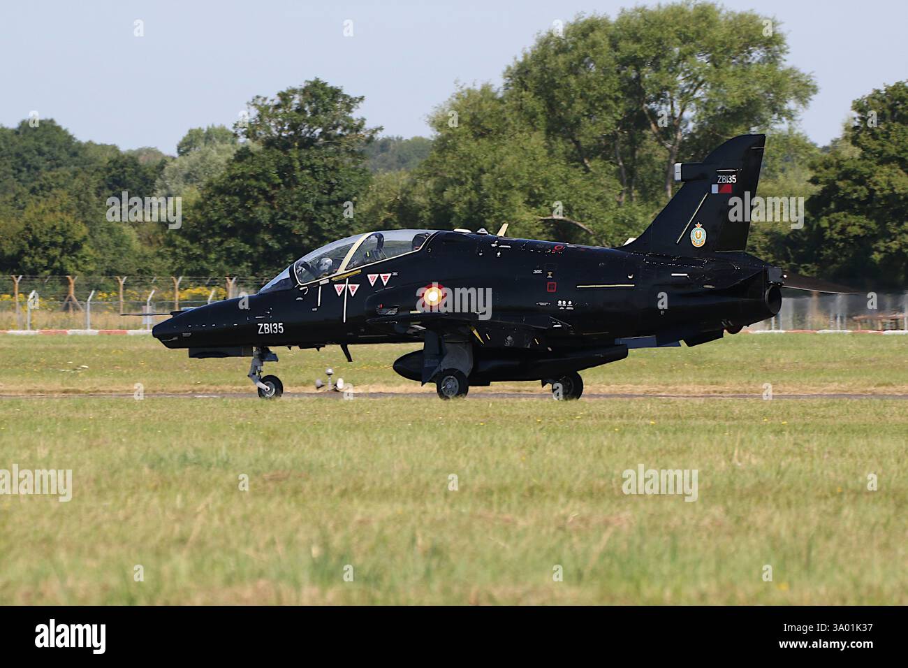 ZB135, a BAE Systems Hawk Mk. 167 operated by the Qatar Emiri Air Force, arriving at RAF ...