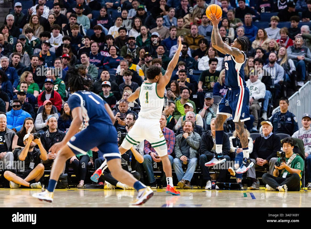 SAN FRANCISCO, CA - MARCH 01: Gonzaga Bulldogs guard Khalif Battle (99 ...