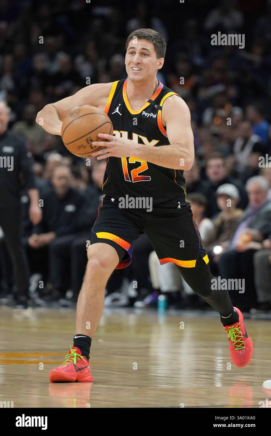 Phoenix Suns guard Collin Gillespie (12) during the first half of an ...