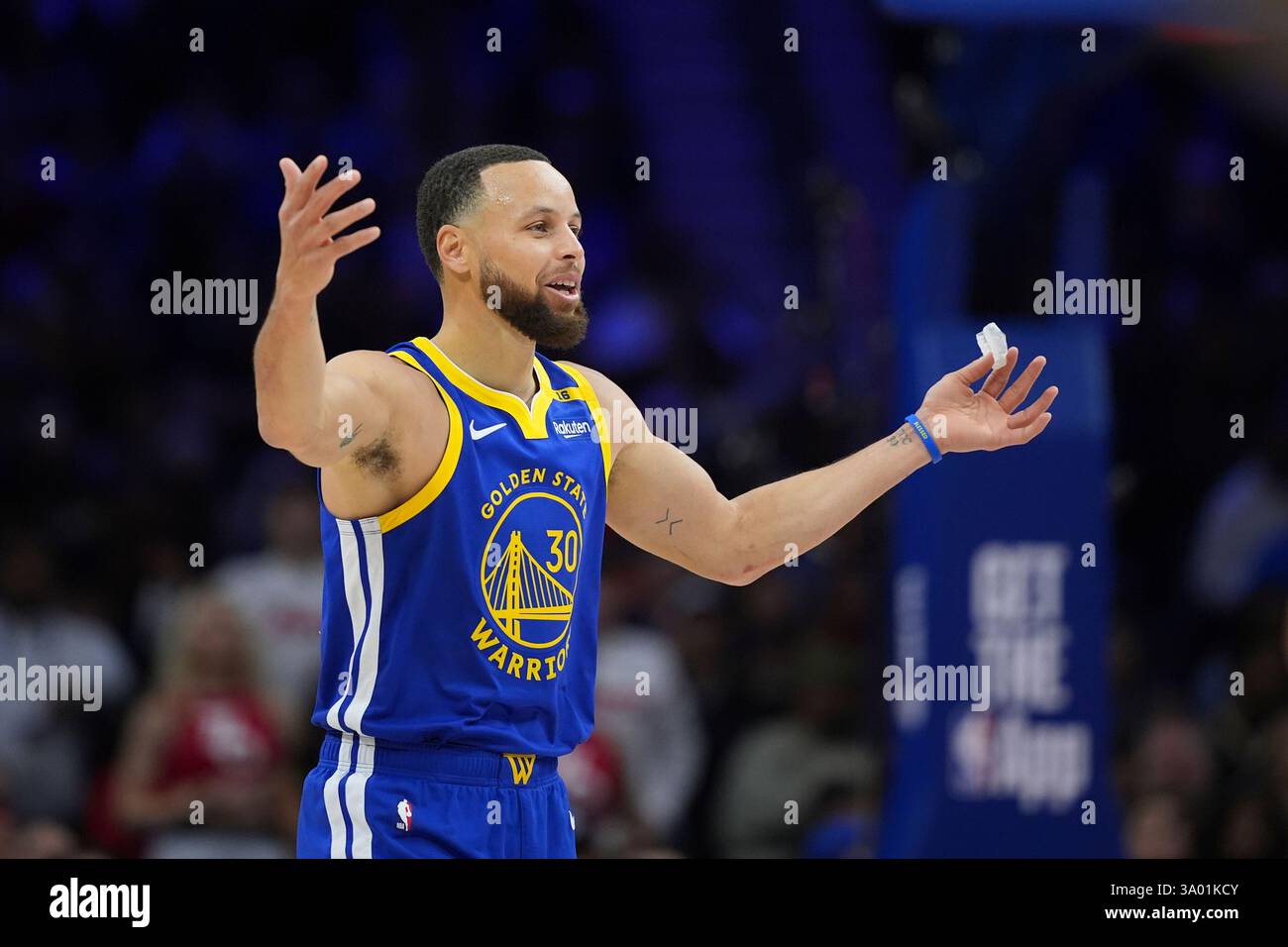 Golden State Warriors' Stephen Curry reacts during an NBA basketball ...