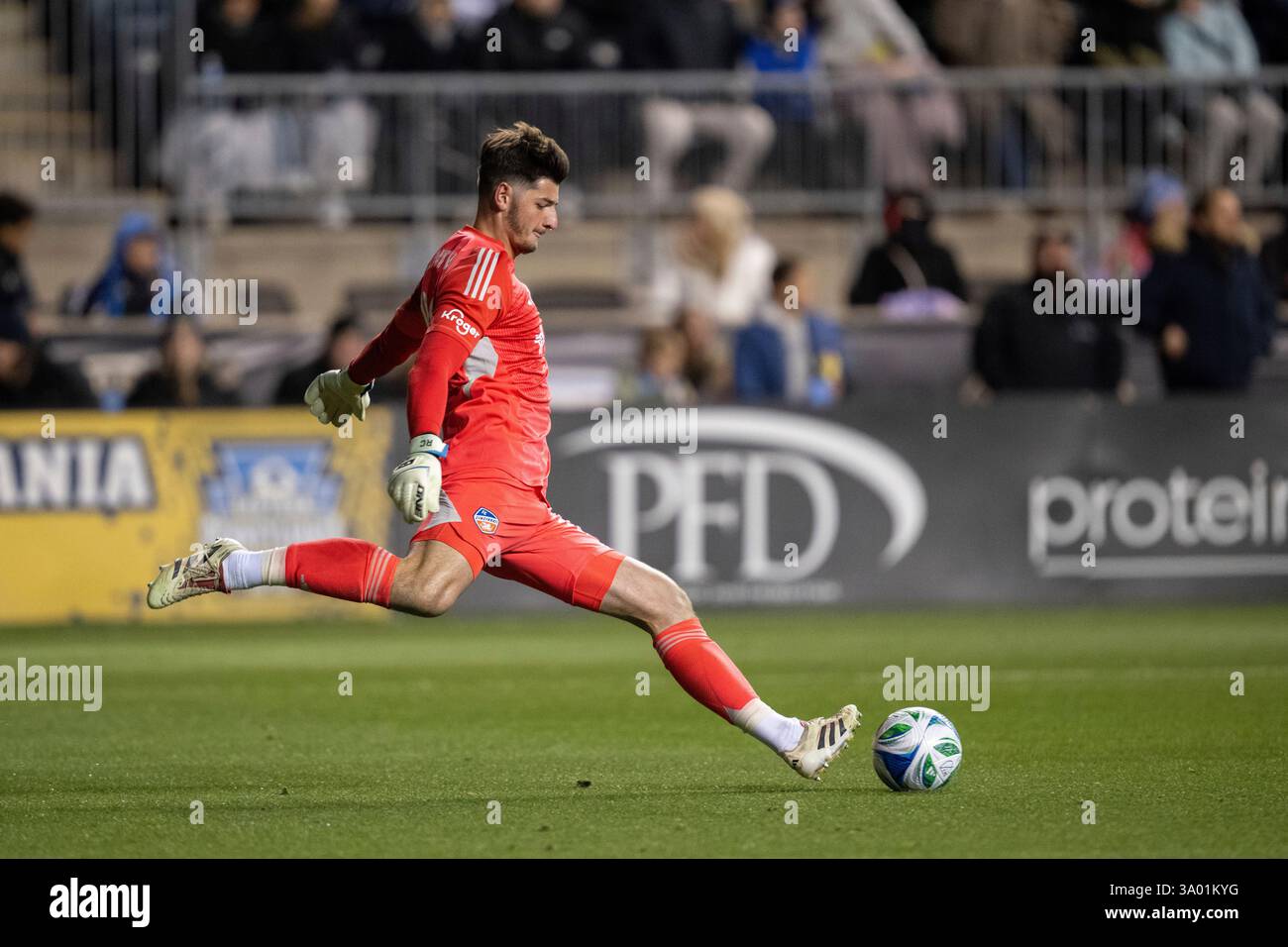 CHESTER, PA - MARCH 01: FC Cincinnati goalkeeper Roman Celentano #18 ...