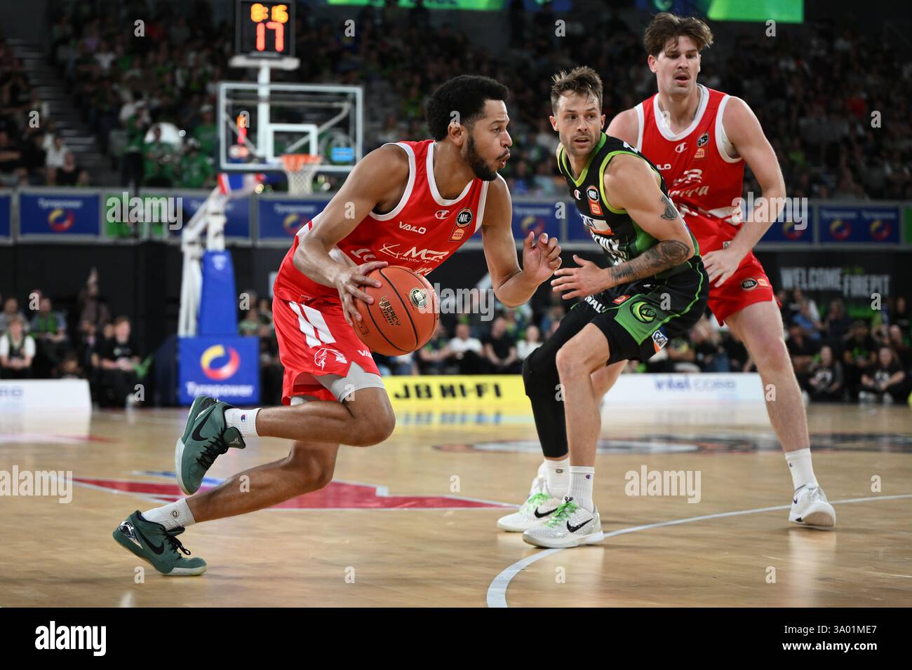 Daniel Grida of the Hawks (left) during the NBL playoff series match ...