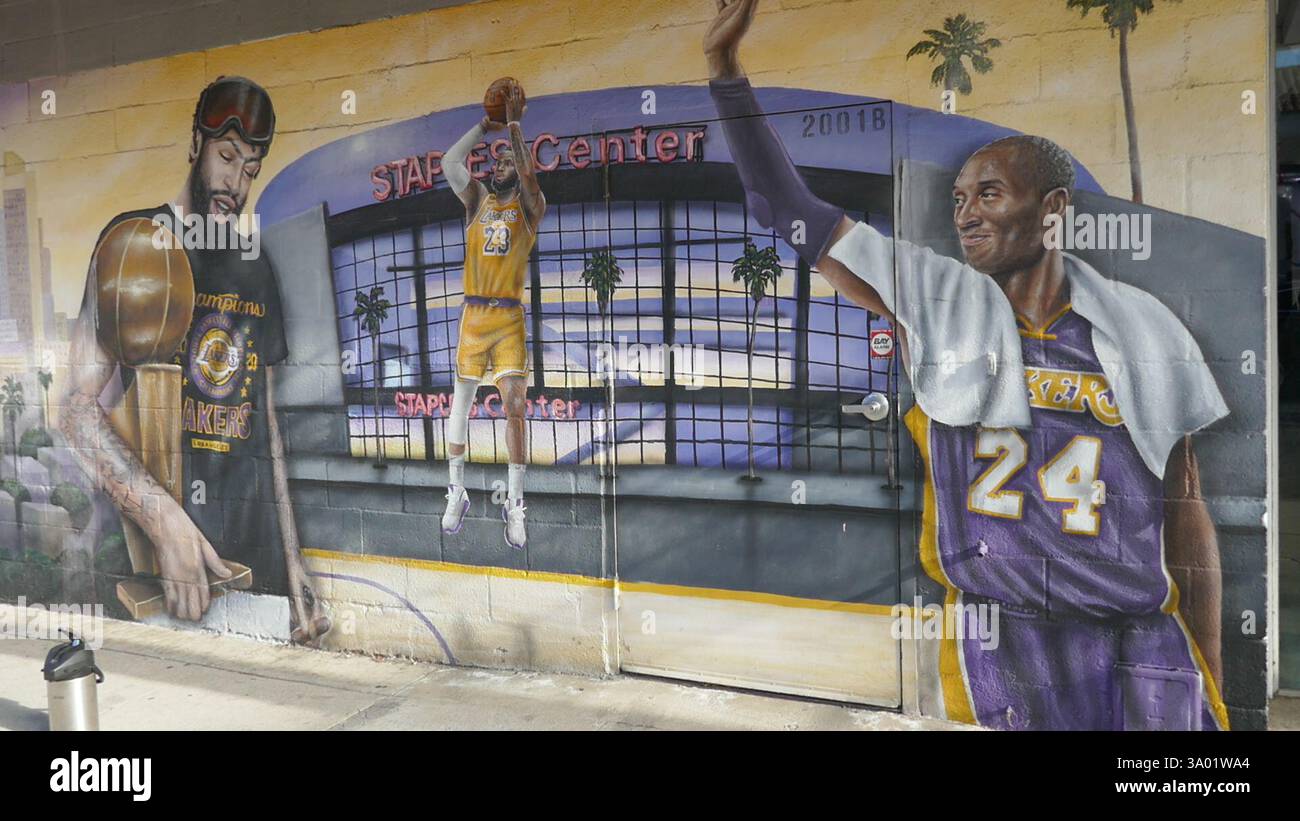 Los Angeles, California, USA 28th February 2025 Kobe Bryant and LeBron ...