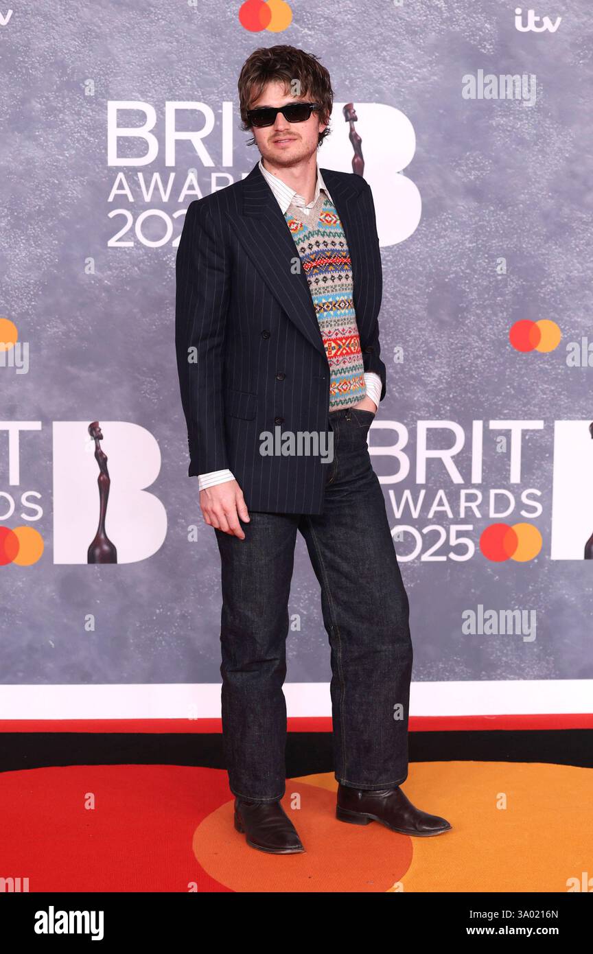 Joe Keery bei der Verleihung der 45. BRIT Awards 2025 in der O2 Arena ...