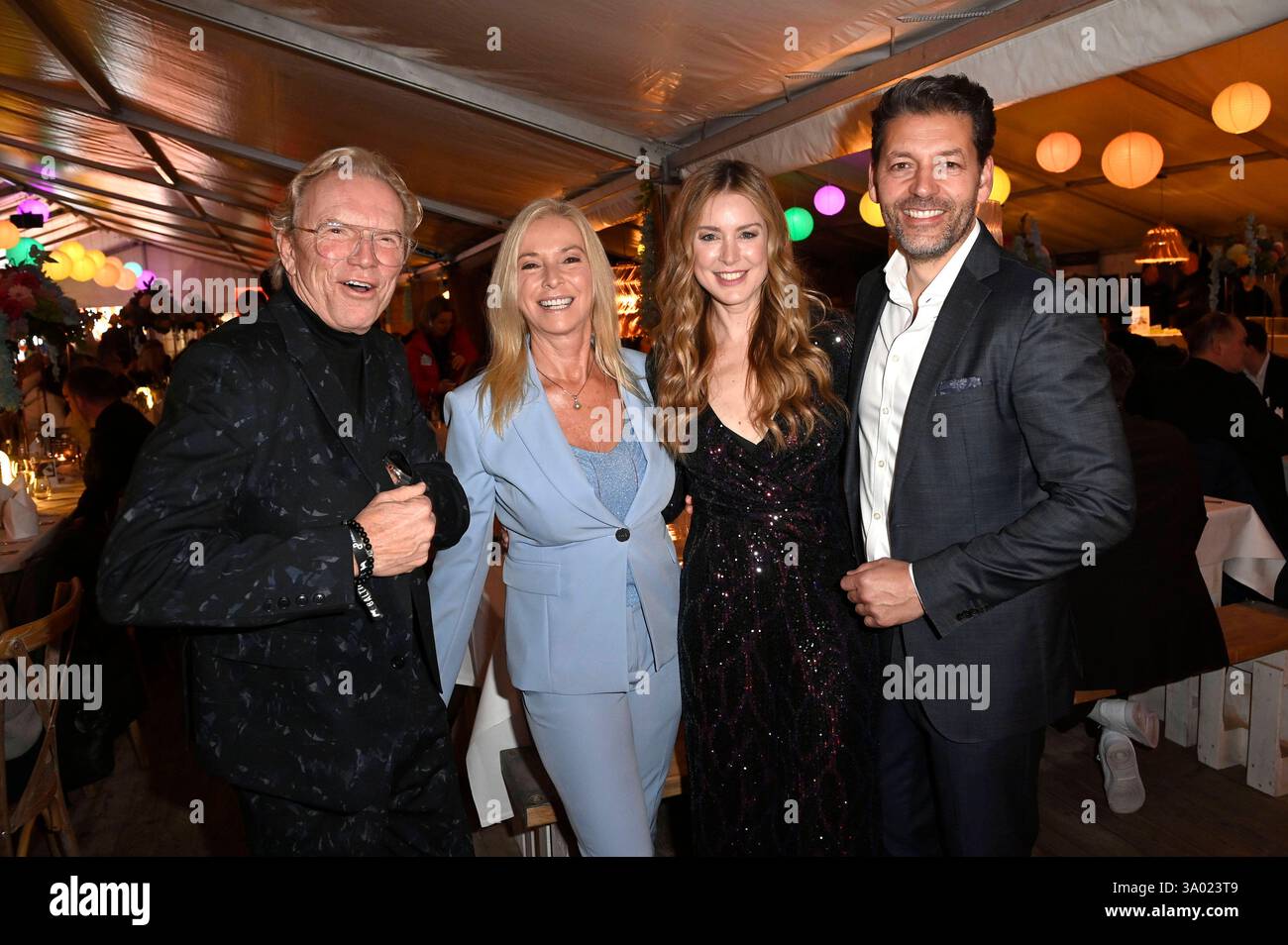Wolfgang Lippert, Gesine Lippert, Nina Ensmann und Marc Demmig bei der ...