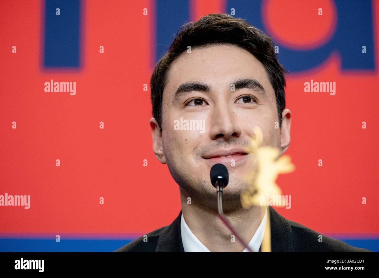 Regisseur Alex Russell während der Pressekonferenz zum Film LURKER ...