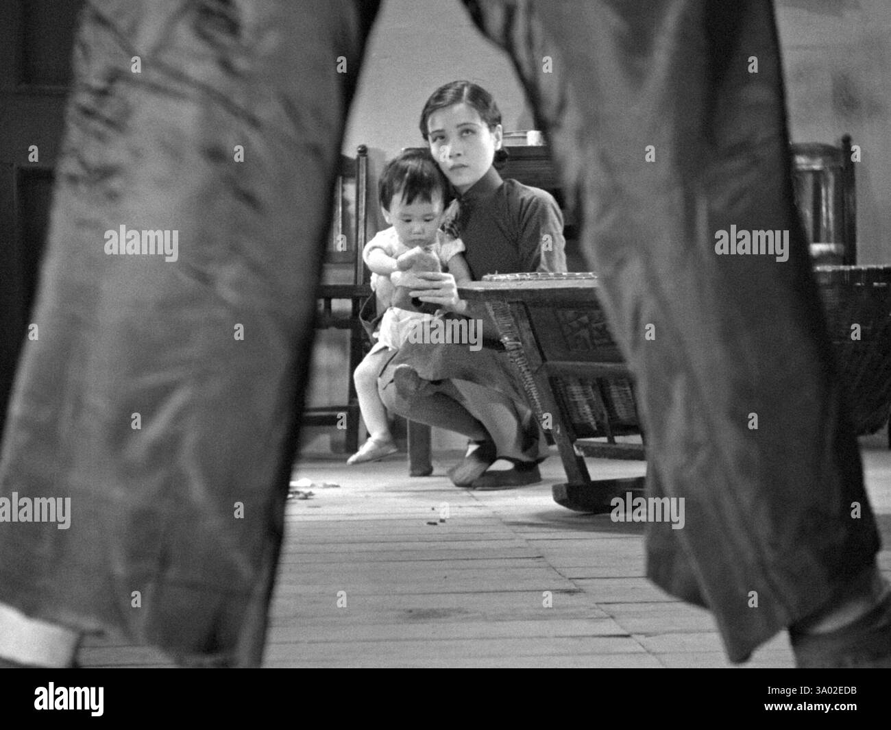 LI KENG and RUAN LINGYU in THE GODDESS (1934) -Original title: SHEN NU ...