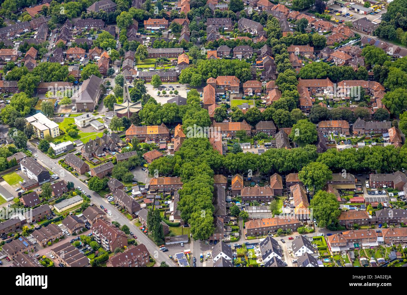 Aerial view, Duisburg-Nord, Unter den Linden colliery housing estate ...