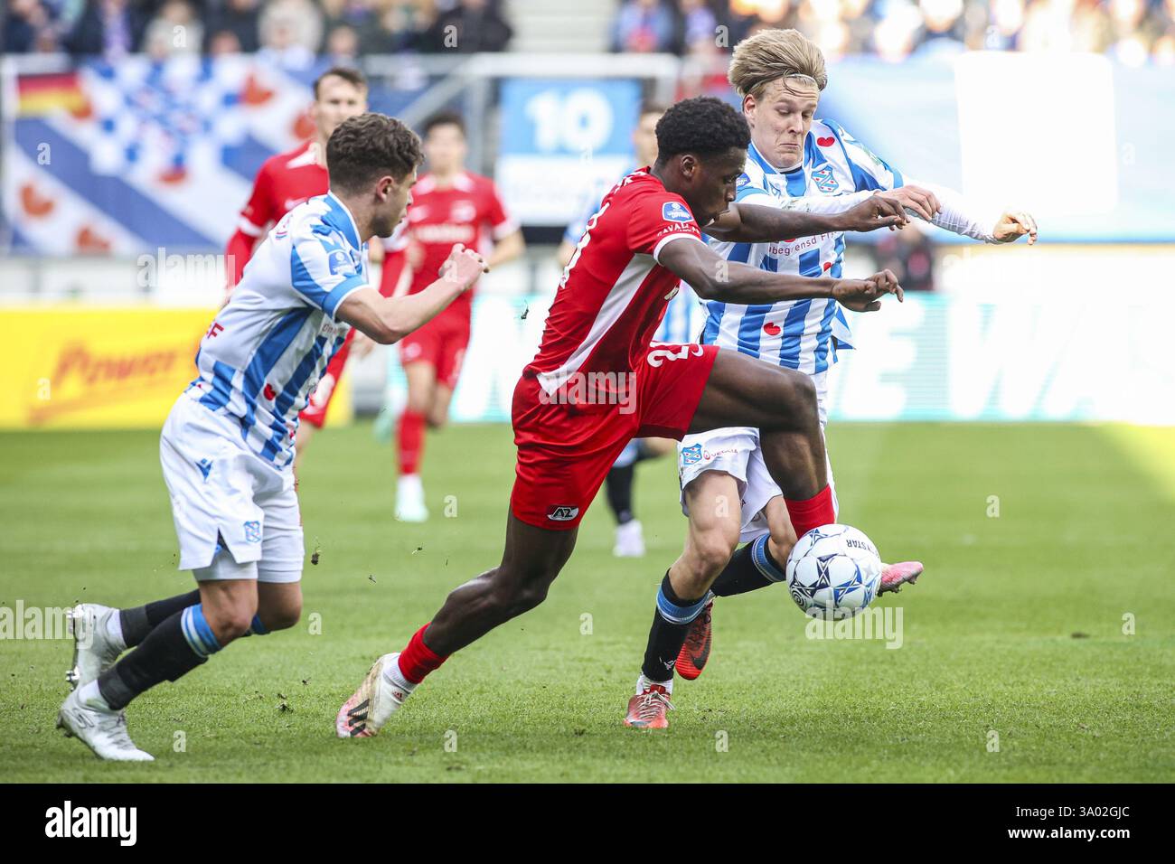 HEERENVEEN - 02-03-2025, Abe Lenstra Stadion. Dutch Eredivisie Football 2024/2025, during the ...