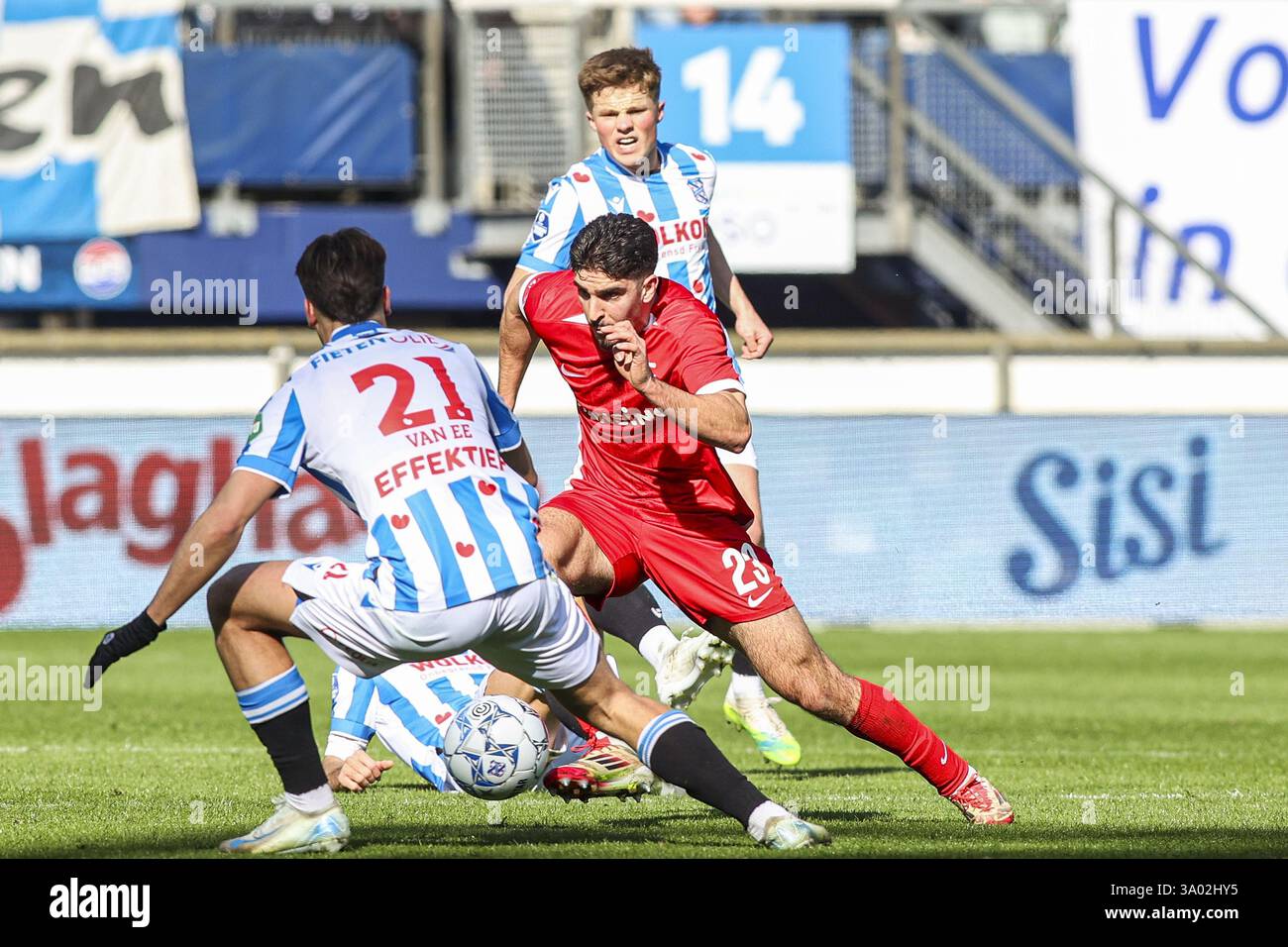 HEERENVEEN - 02-03-2025, Abe Lenstra Stadion. Dutch Eredivisie Football 2024/2025, during the ...
