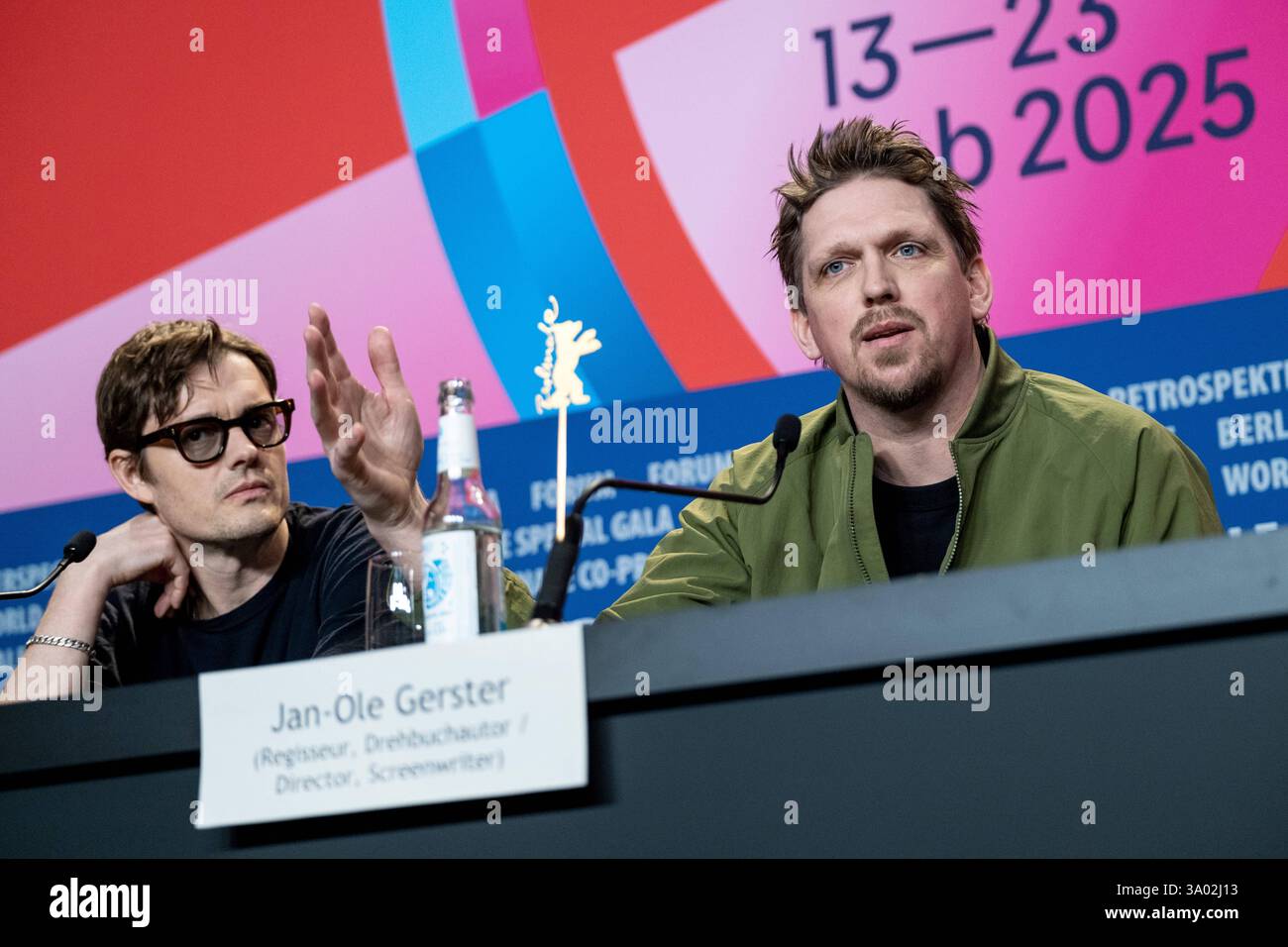 Schauspieler Sam Riley und Regisseur Jan-Ole Gerster während der ...