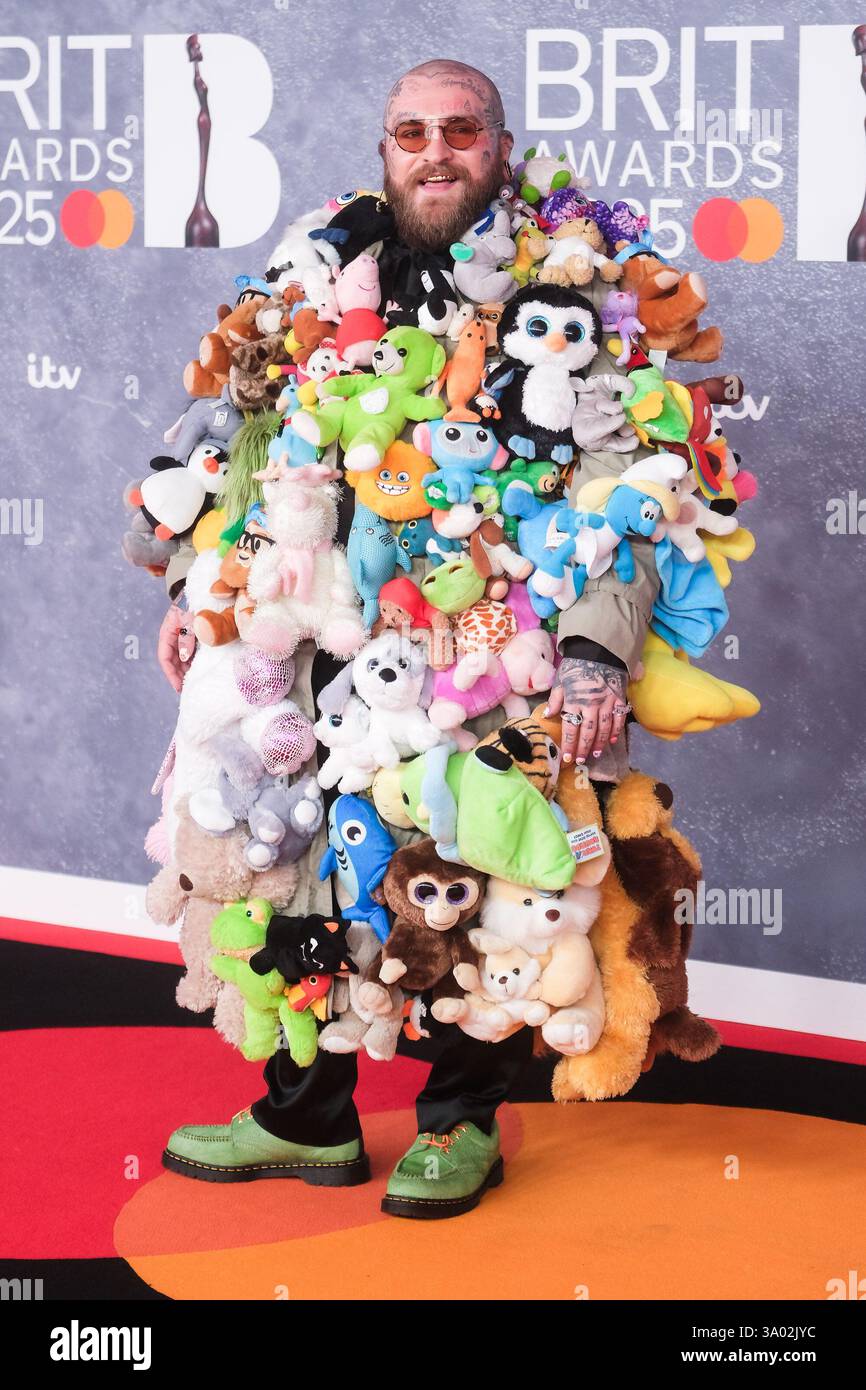 London, UK. 1 March 2025. Teddy Swims seen at the The BRIT Awards, 2025 ...