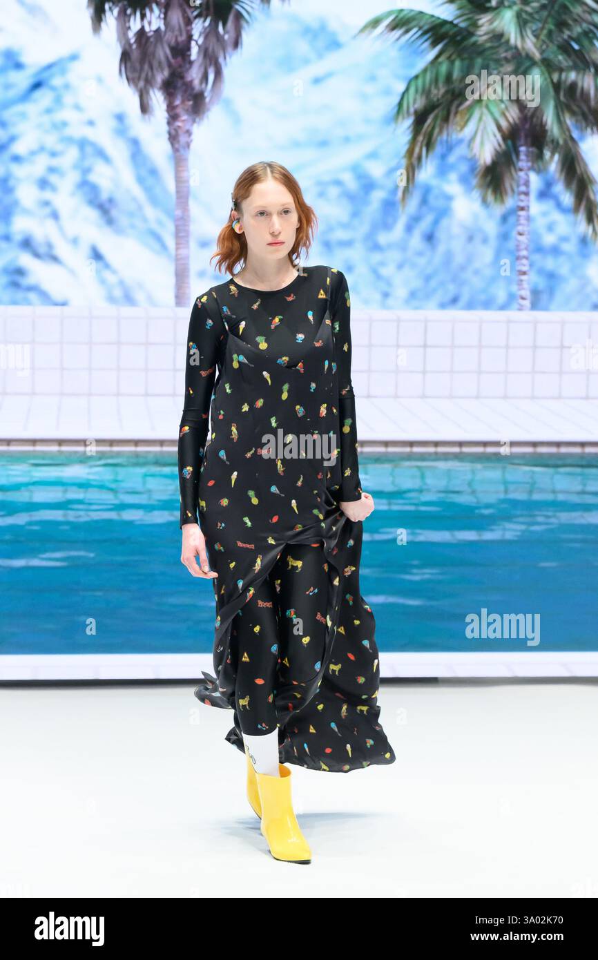 Milano Fashion Week - Women F/W 25-26 Fiorucci fashion show Vibes Milan ...