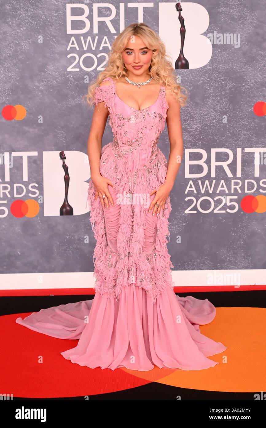 London, UK. 1 March 2025. Sabrina Carpenter arriving for The BRIT ...