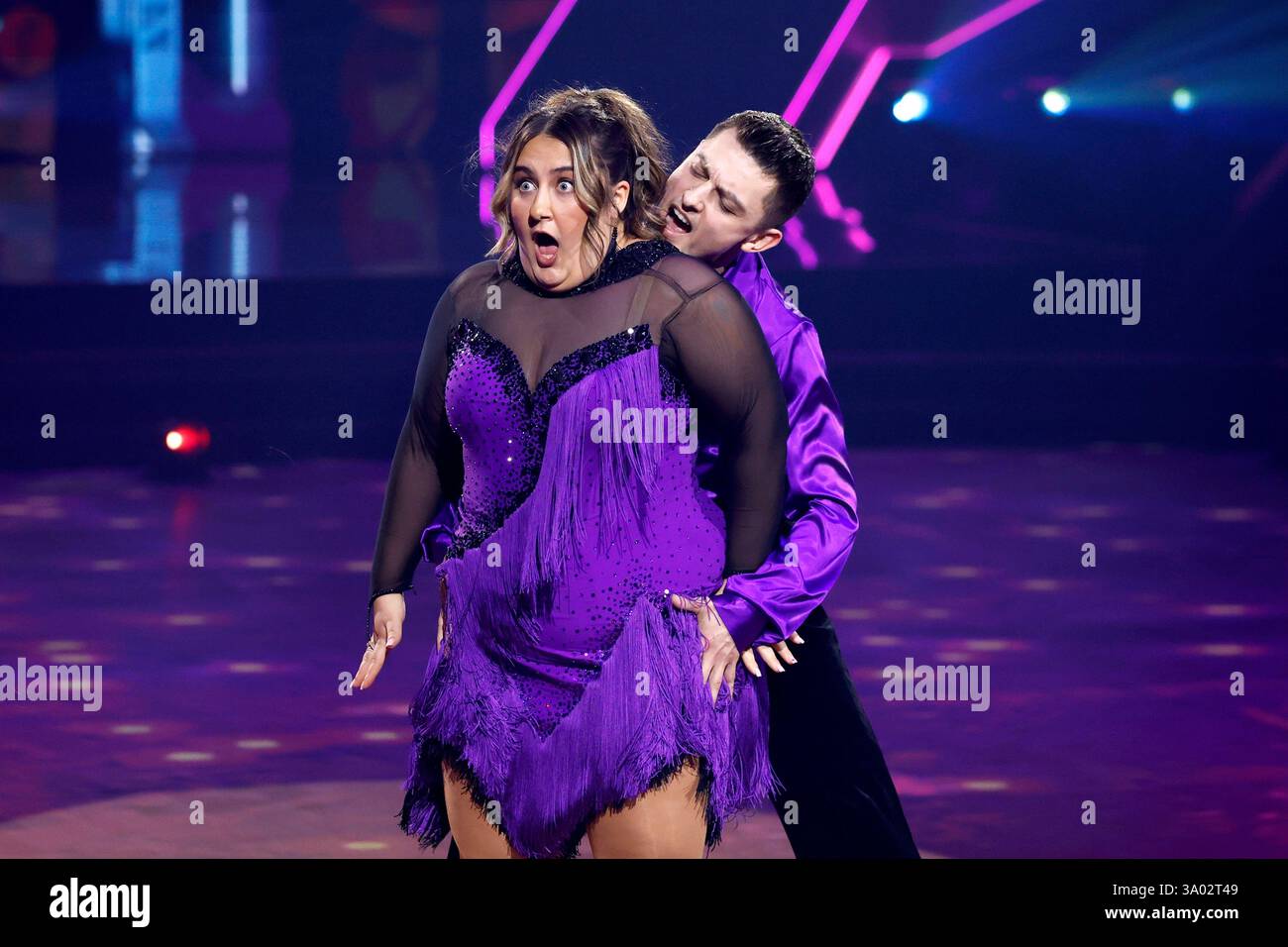 Influencerin Sandra Safiulov SelfieSandra und Profitänzer Zsolt Sandor ...