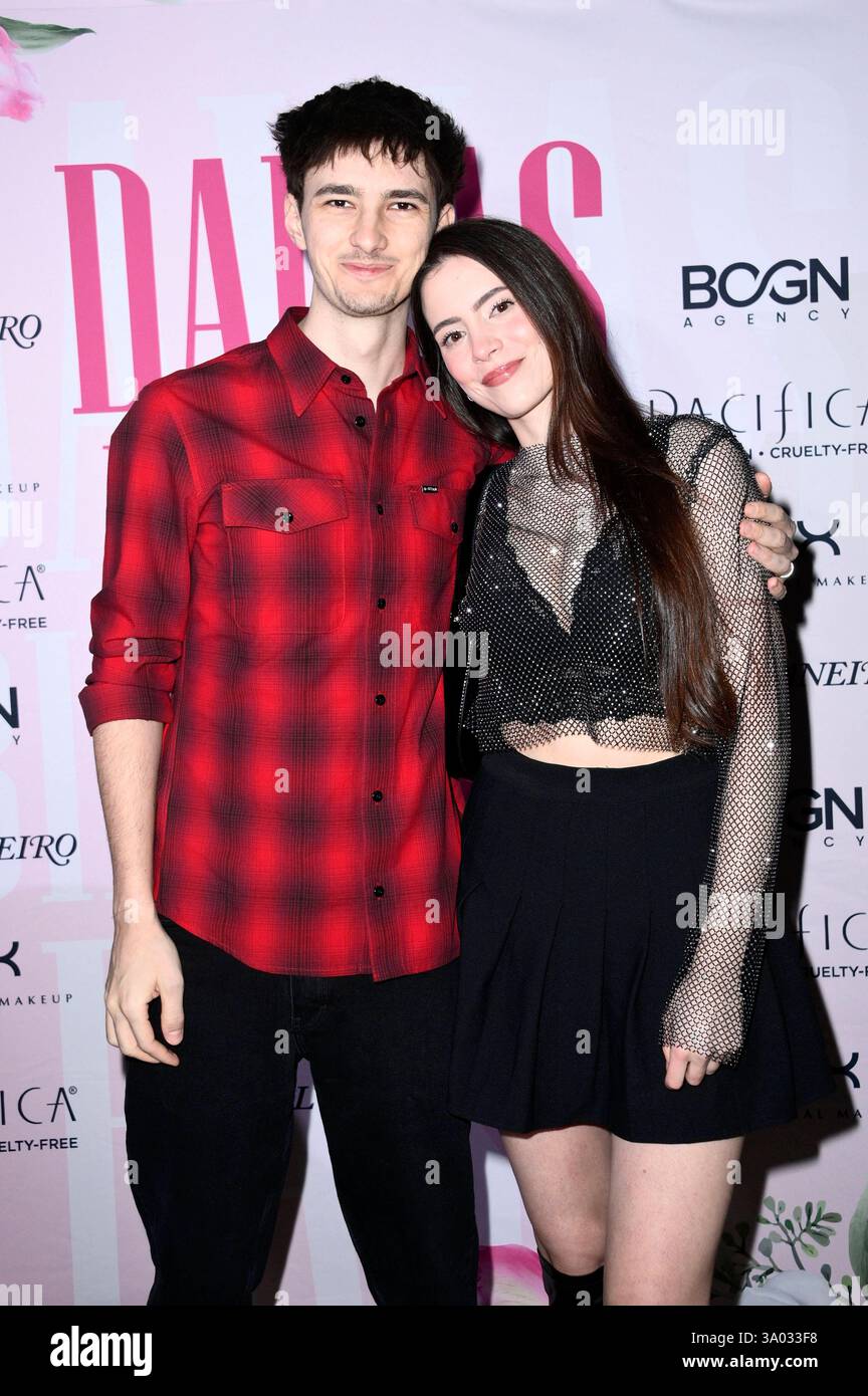 Nathan Goldblat mit Freundin Lena Roth beim Dalias 23. Geburtstag Bash ...