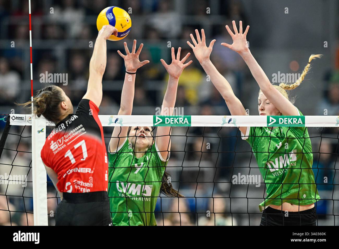 02 March 2025, Baden-Württemberg, Mannheim: Volleyball, Women: DVV Cup ...