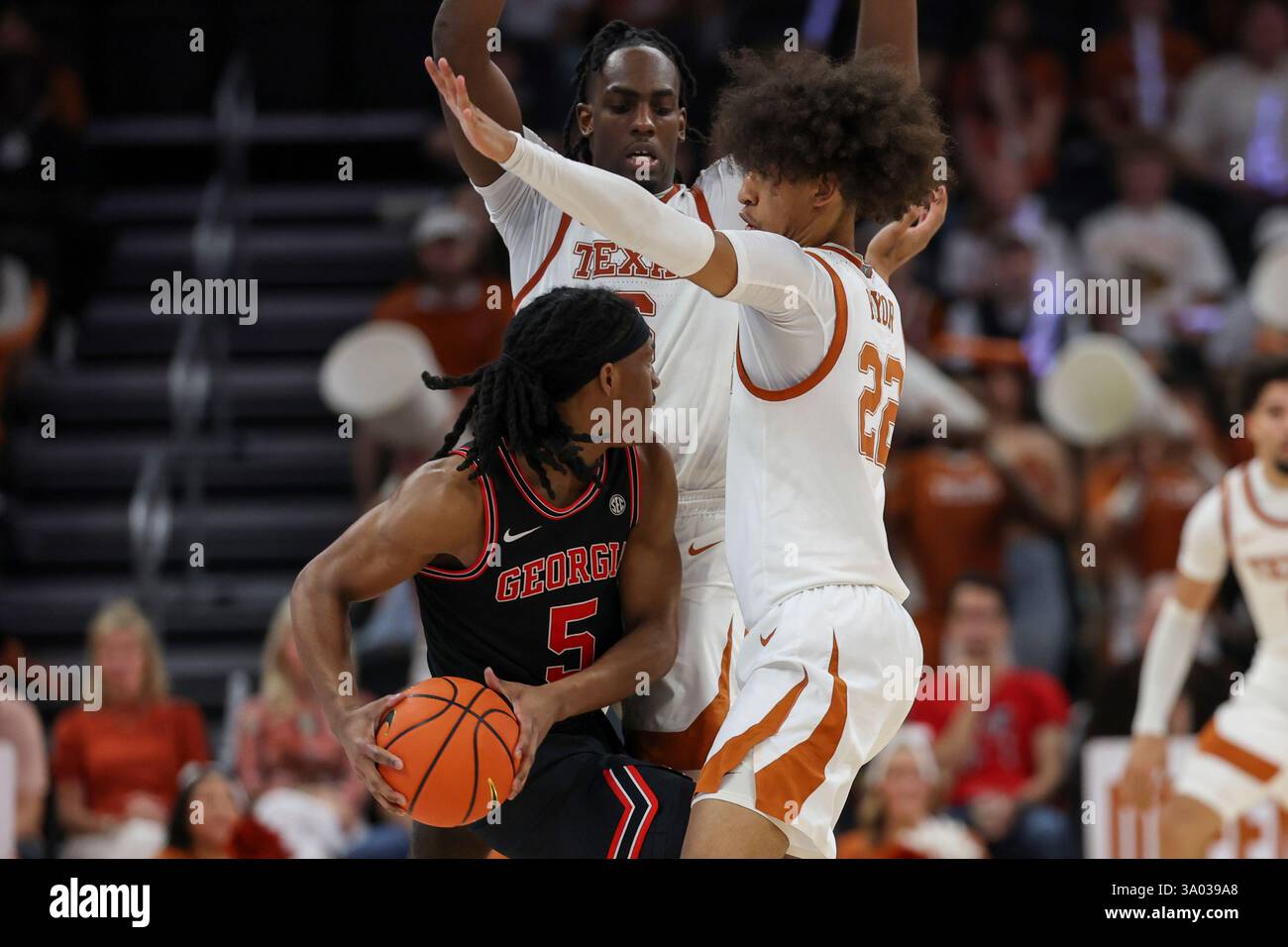 AUSTIN, TX - MARCH 01: Texas Longhorns forward Arthur Kaluma (6) and ...