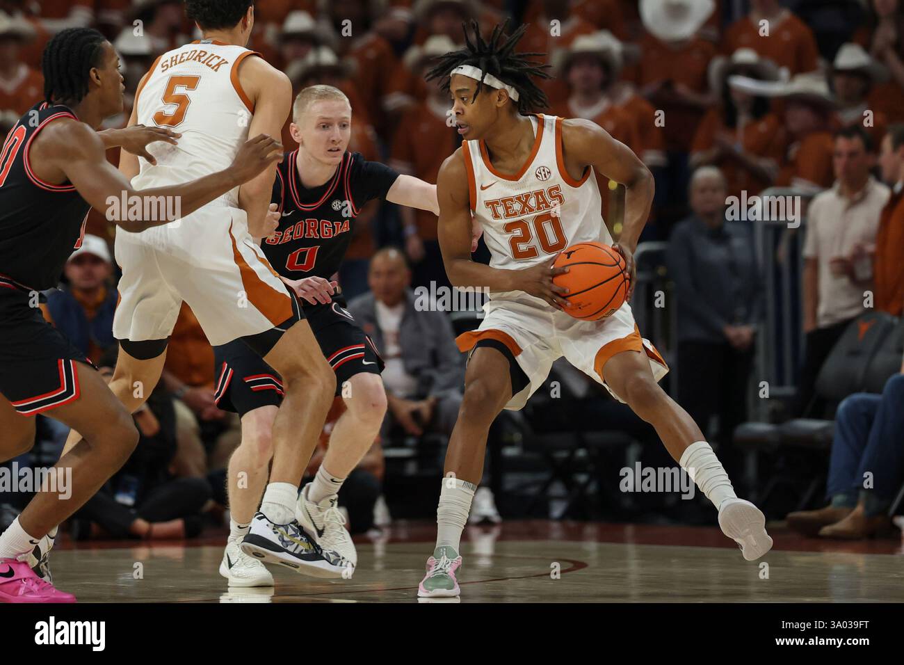 AUSTIN, TX - MARCH 01: Texas Longhorns guard Tre Johnson (20) controls ...