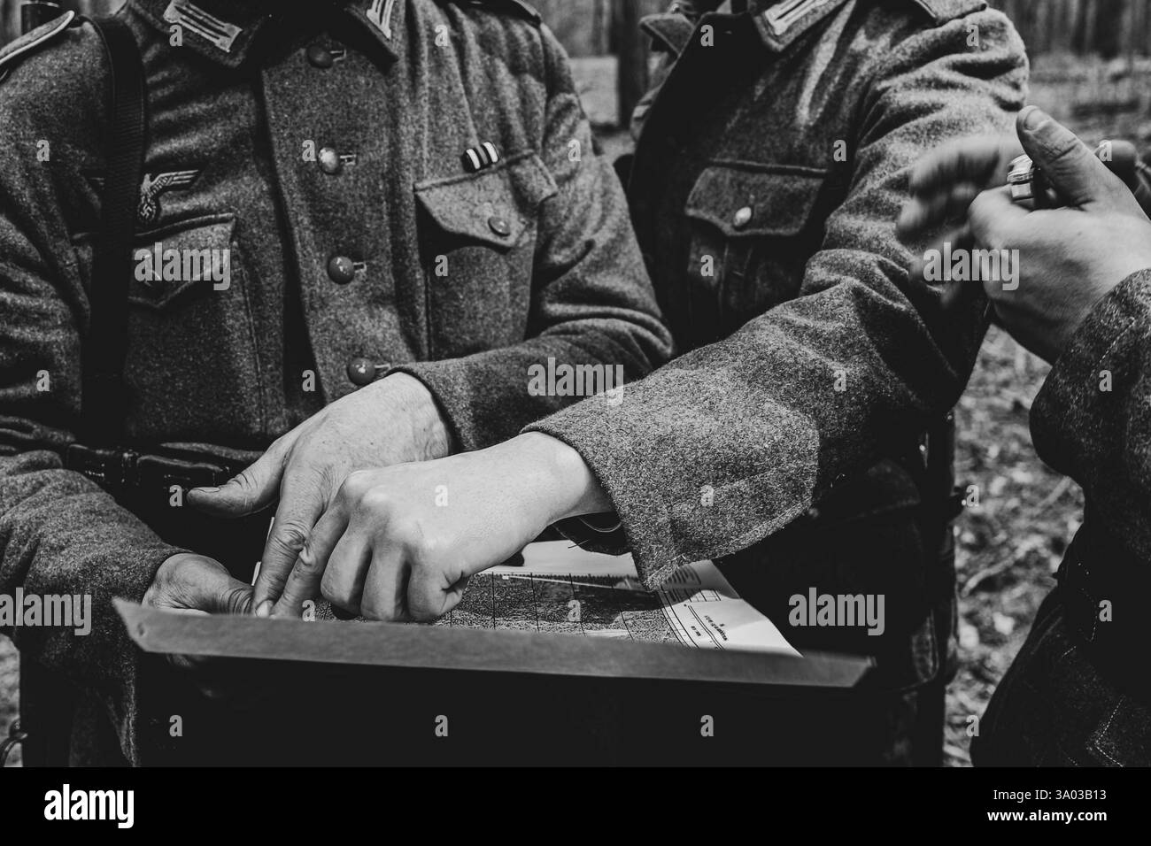 World War II German wehrmacht Soldier officer Commander Soldiers Of World War II Briefs, Showing ...