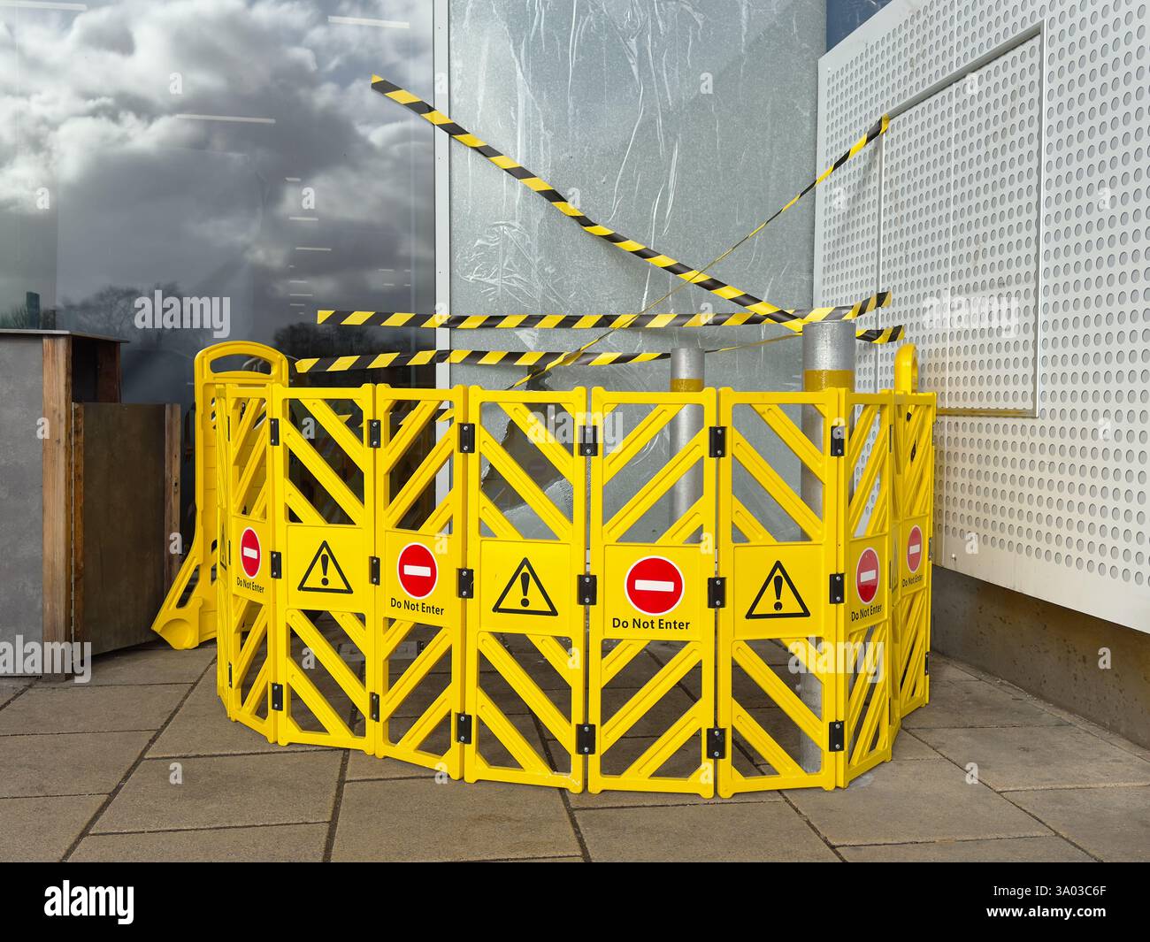 Do not enter barrier around work area in public area Stock Photo - Alamy