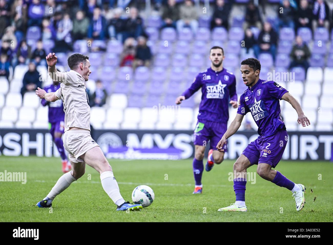 Antwerp, Belgium. 02nd Mar, 2025. Mechelen's Rob Schoofs and Beerschot ...