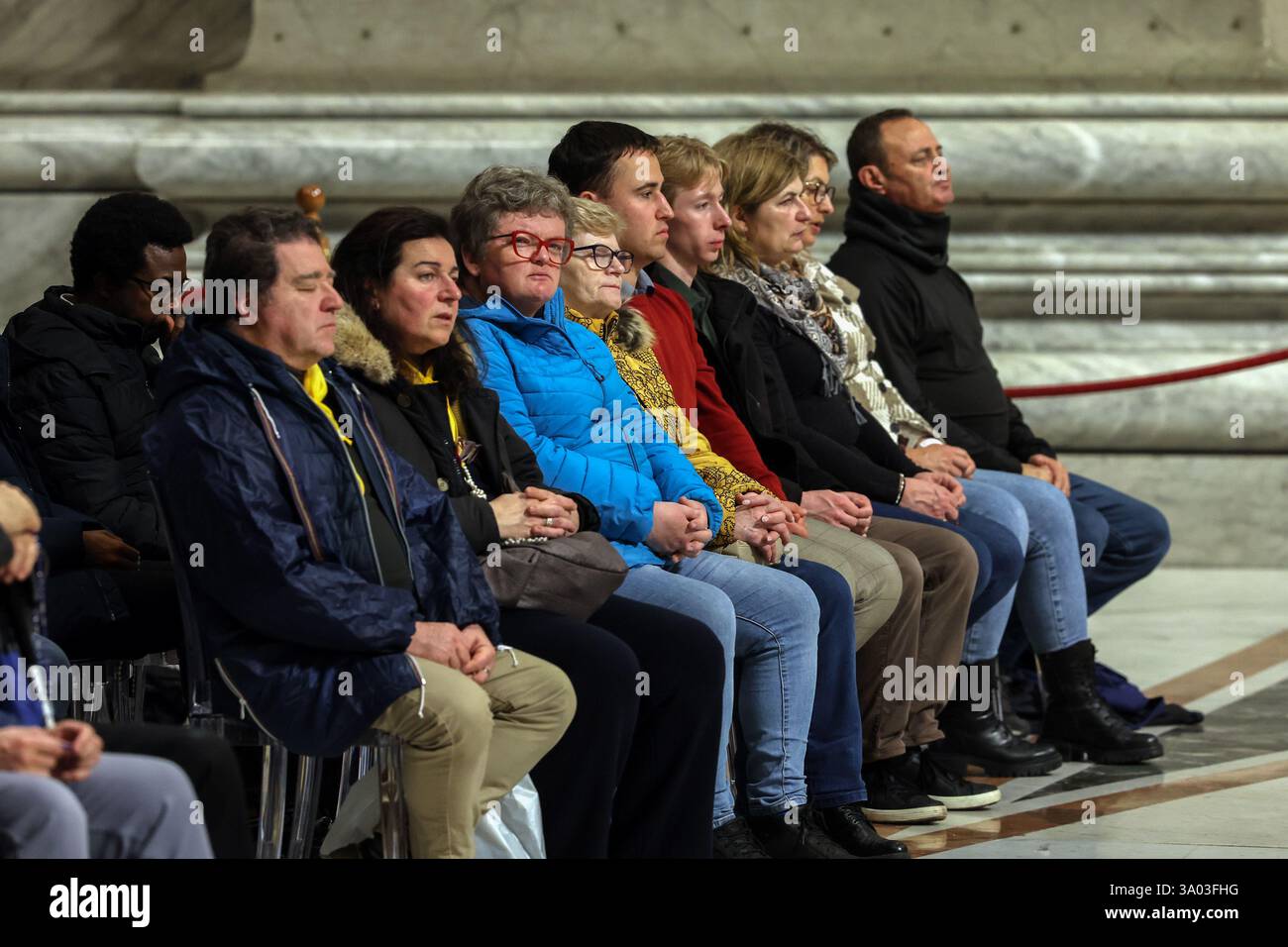 Vatican, Italy. 01st Mar, 2025. Faithful attend the recitation of the ...