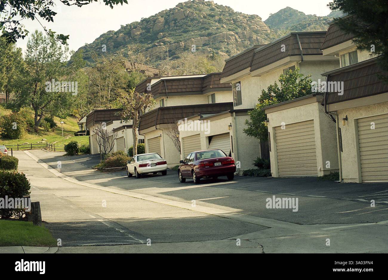 Neighborhood road in Los Angeles, CA, USA, approx. 1994 Stock Photo - Alamy