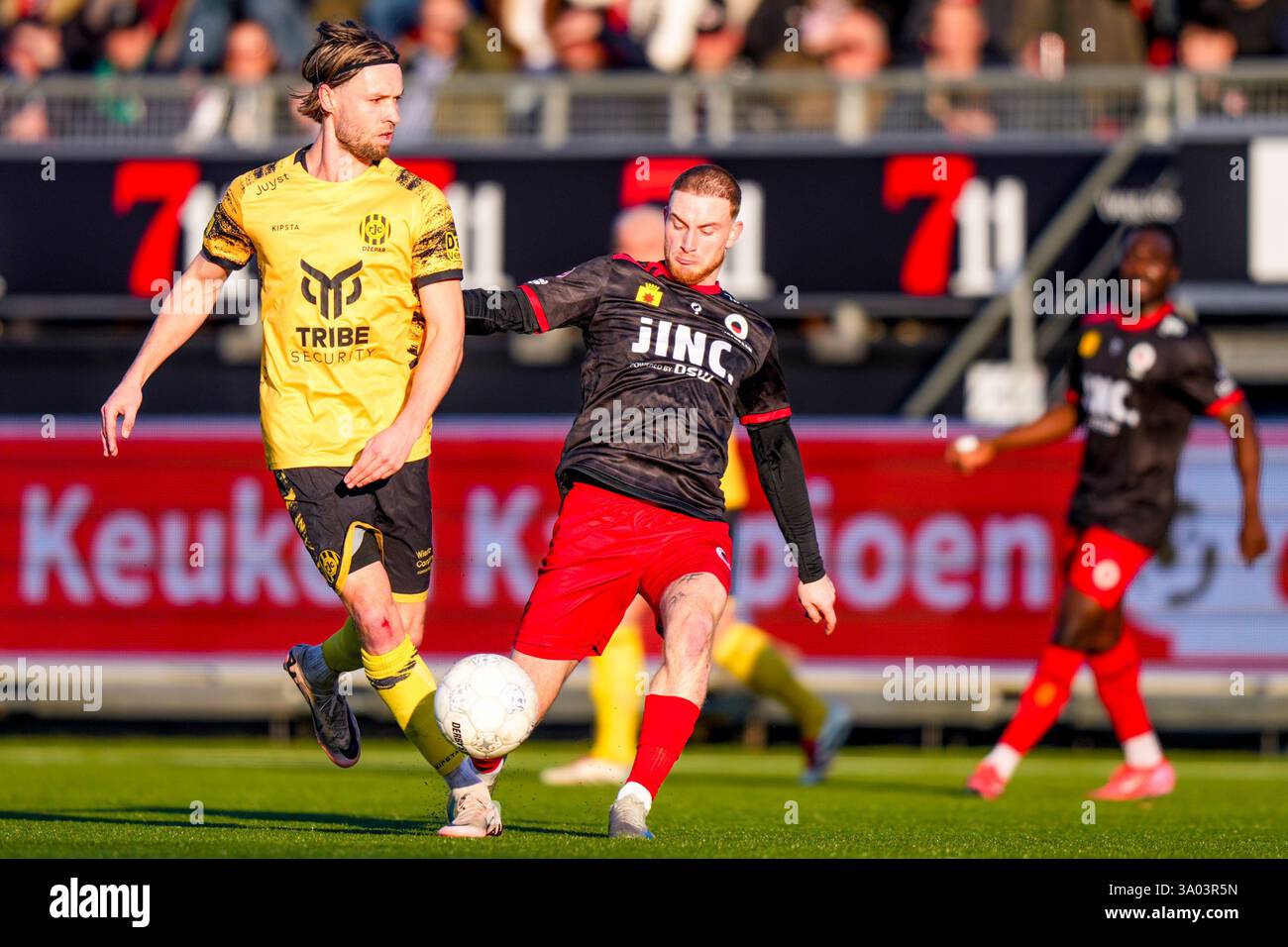 Rotterdam, Netherlands. 02nd Mar, 2025. ROTTERDAM, 02-03-2025, Van ...