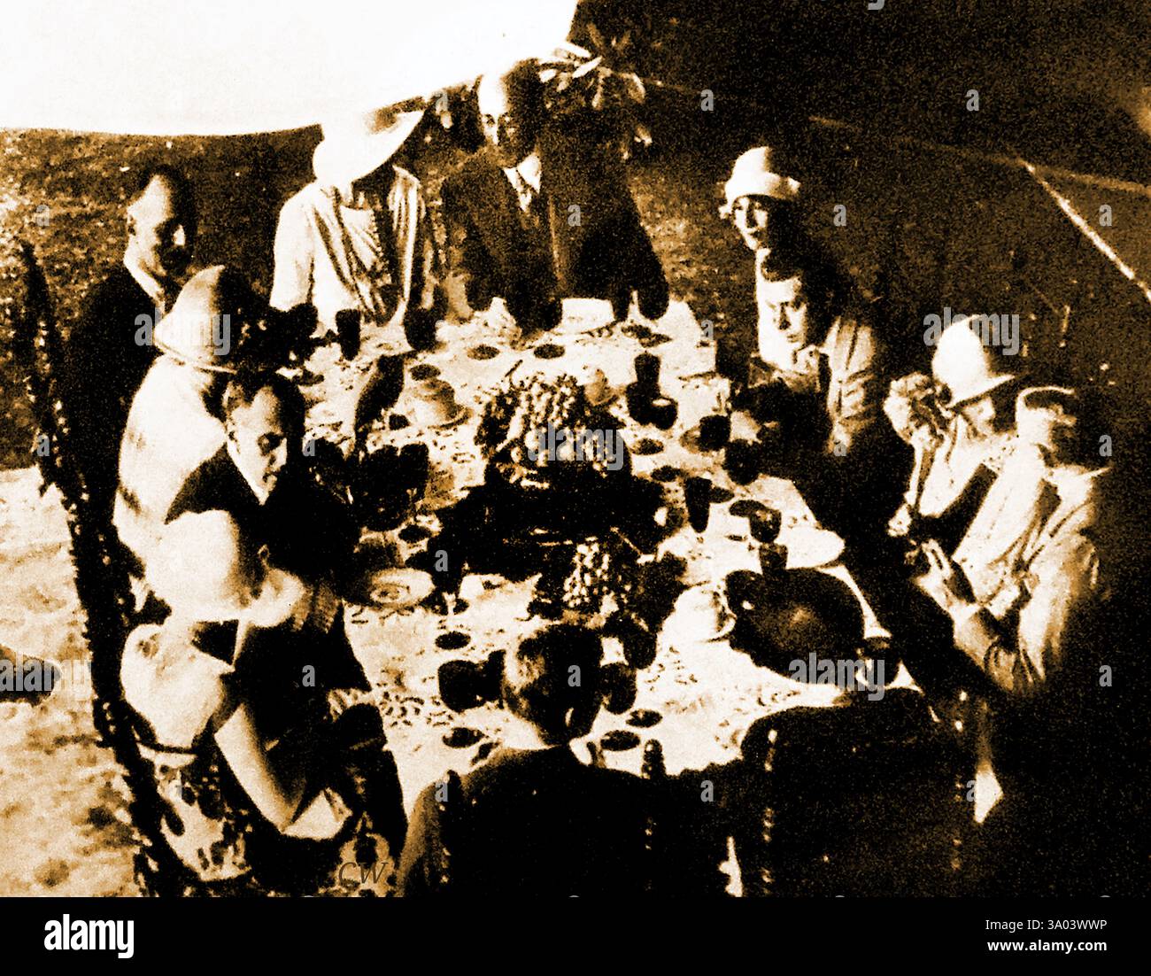 English at tea party india hi-res stock photography and images - Alamy