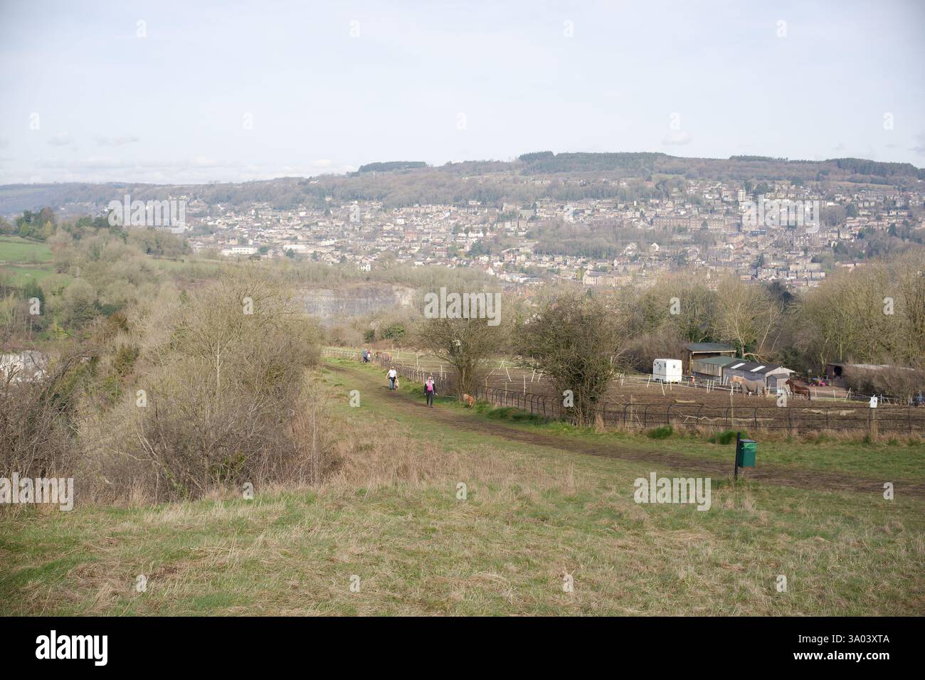 Hills backdrop hi-res stock photography and images - Alamy